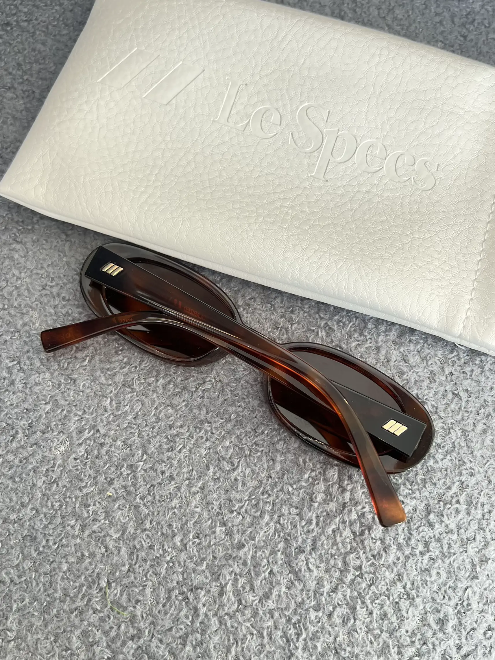 แว่นทรงวินเทจที่กระแสแรงมาก 💕 Lespecs | แกลเลอรีที่โพสต์โดย ANN.T💛 | Lemon8