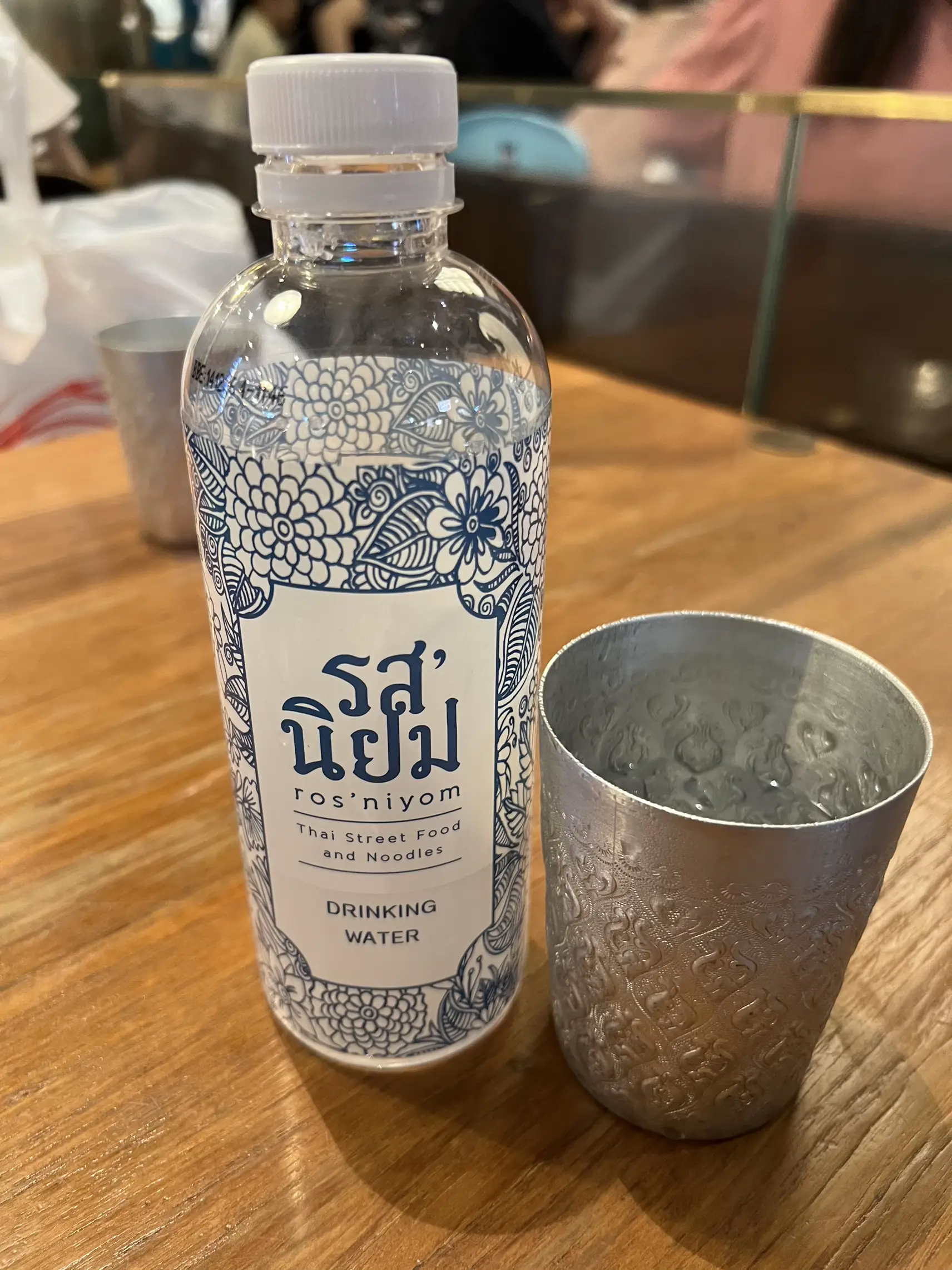 ร้านอาหารไทยฟิวชั่น ร้าน รส’นิยม | แกลเลอรีที่โพสต์โดย Fei🤍 | Lemon8