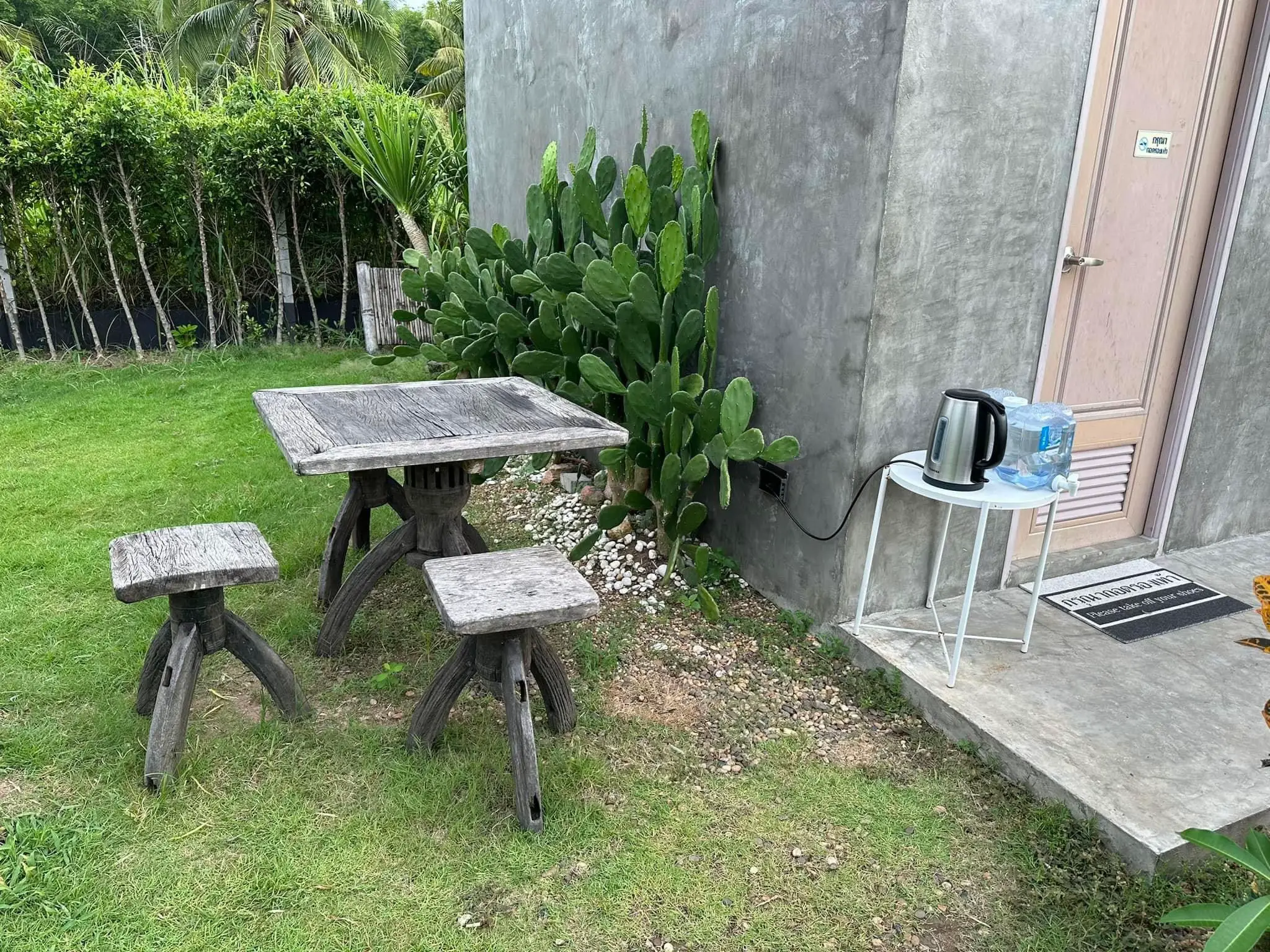 นอนชิวๆ ที่บางพระ ชลบุรีกันค่าา 🏕️ | แกลเลอรีที่โพสต์โดย Kitty Patcharan | Lemon8