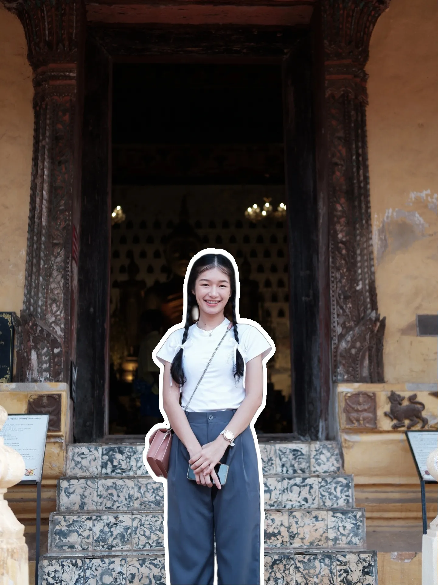 ไอเดีย ไปวัด > ถ่ายรูปยังไง ?? ให้ดูสุภาพ 💜 | แกลเลอรีที่โพสต์โดย CHII Ra | Lemon8