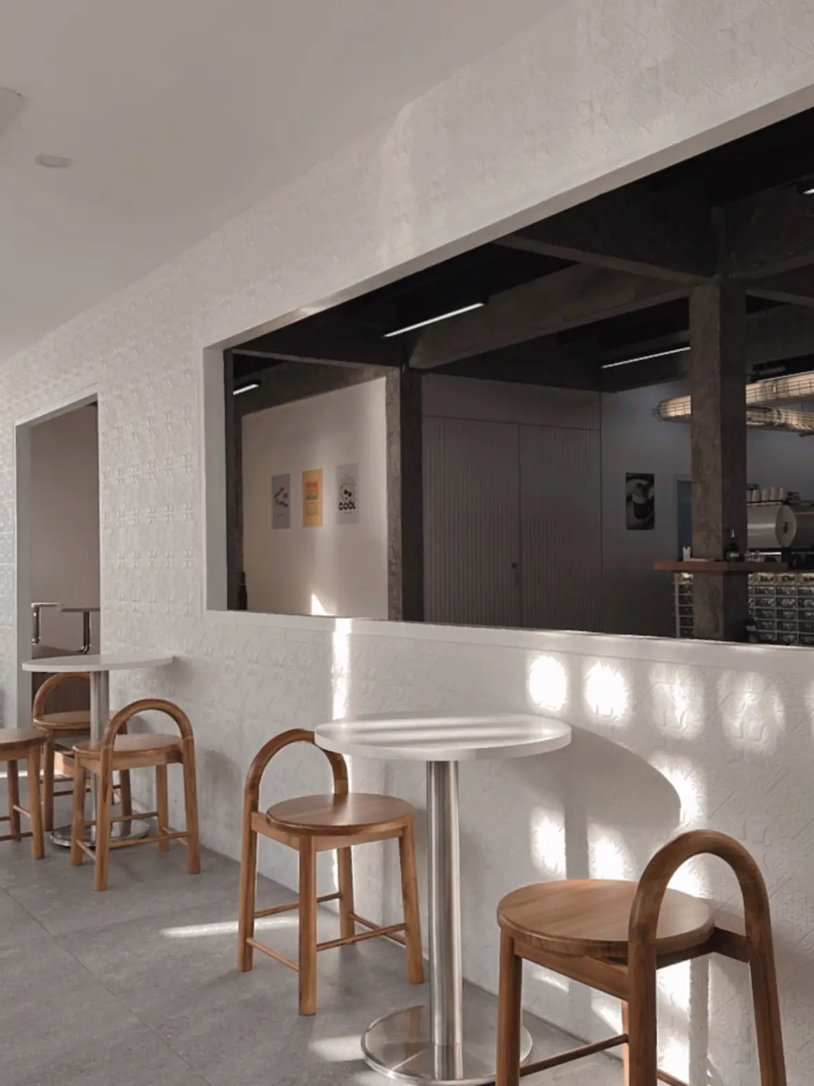 แต่งตัวชิวๆ ไปคาเฟ่ | แกลเลอรีที่โพสต์โดย Praeploy | Lemon8