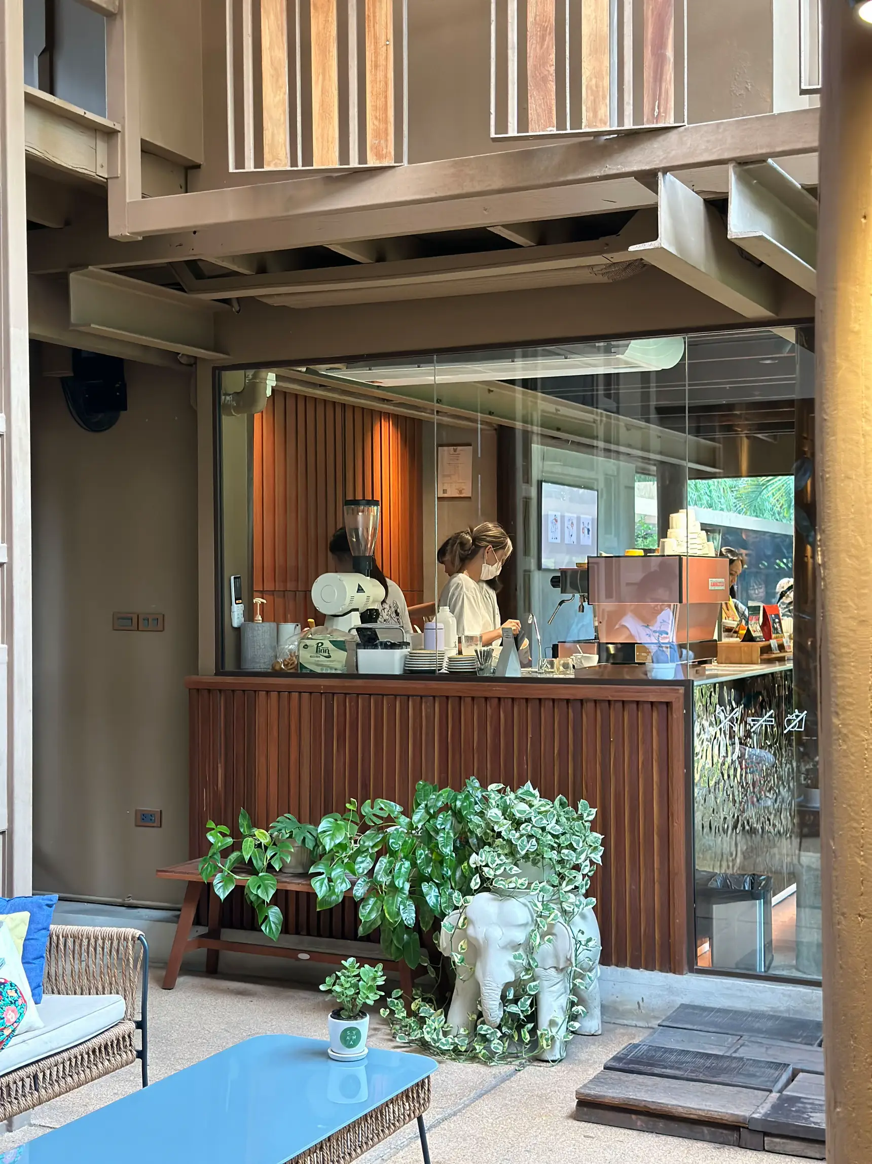 SYAMA AYUDHYA | vibeดีมาก สายcafeห้ามพลาด‼️ | Galeri diposting oleh A.mppii | Lemon8