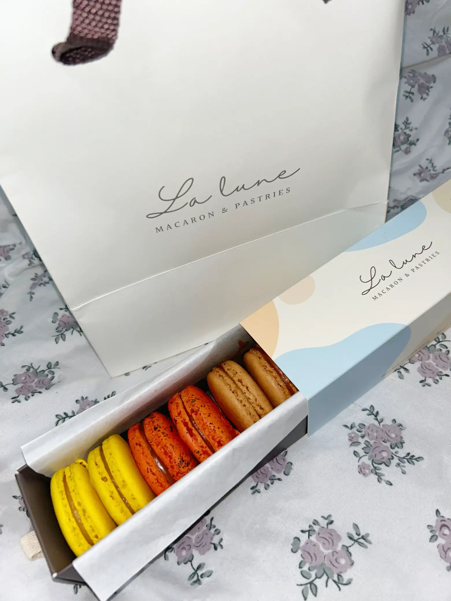 La Lune Macaron & Pastries | แกลเลอรีที่โพสต์โดย Dill | Lemon8