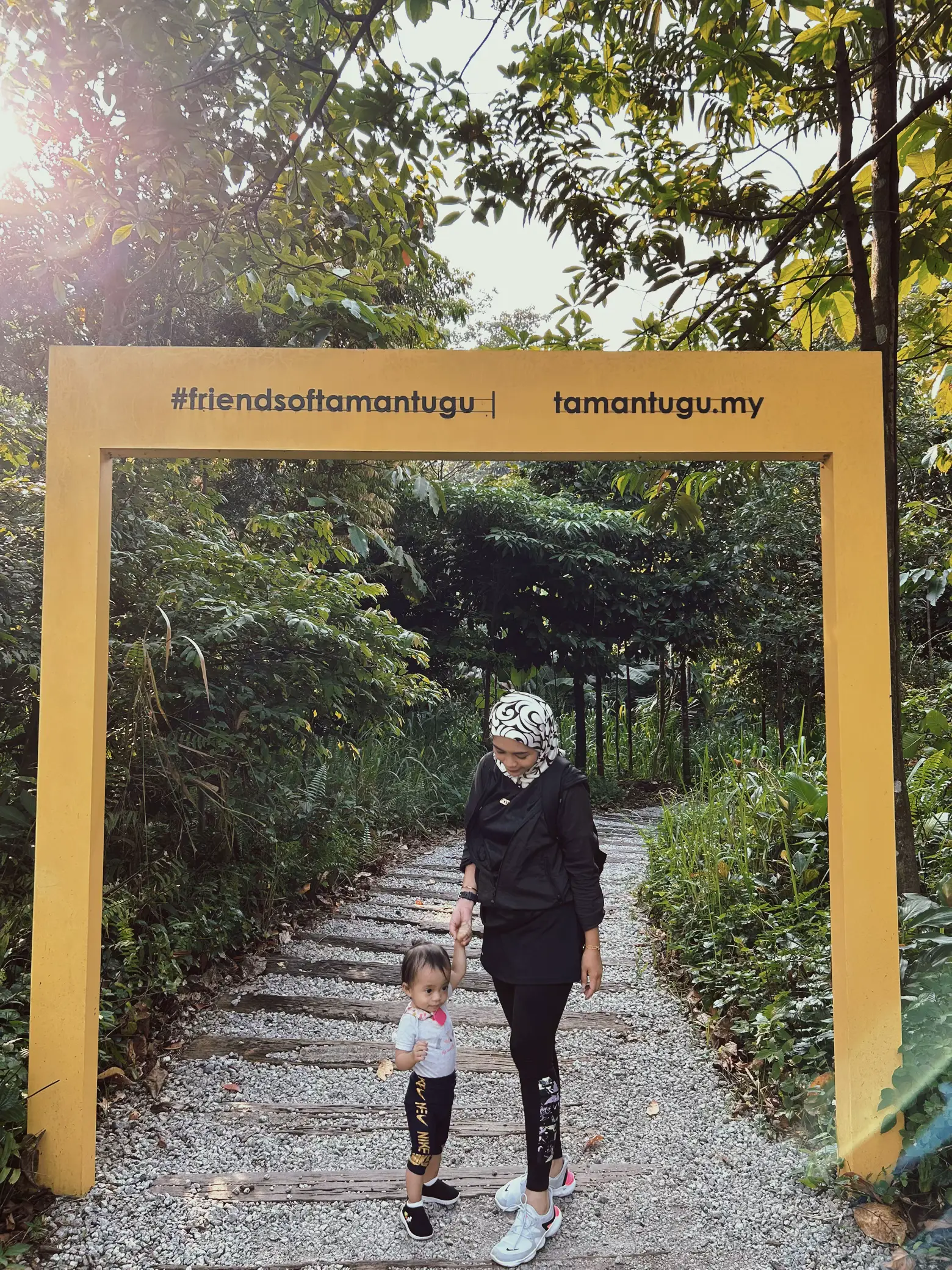 Hiking Bukit Tunku KL | Galeri disiarkan oleh deedayang | Lemon8