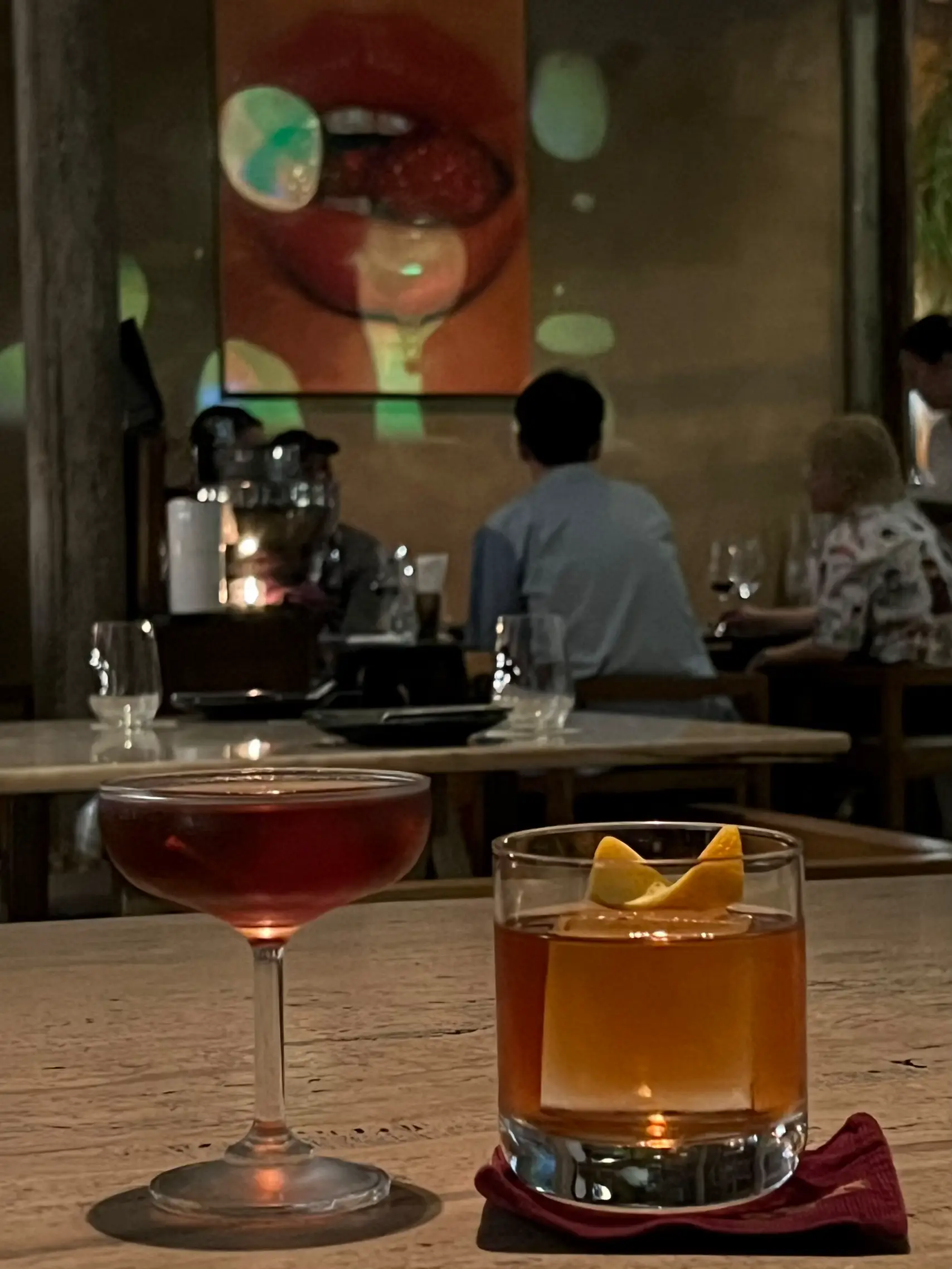 Chill out - Salt Aree near BTS Ari🥂 | แกลเลอรีที่โพสต์โดย แสตมป์(Stamp) | Lemon8