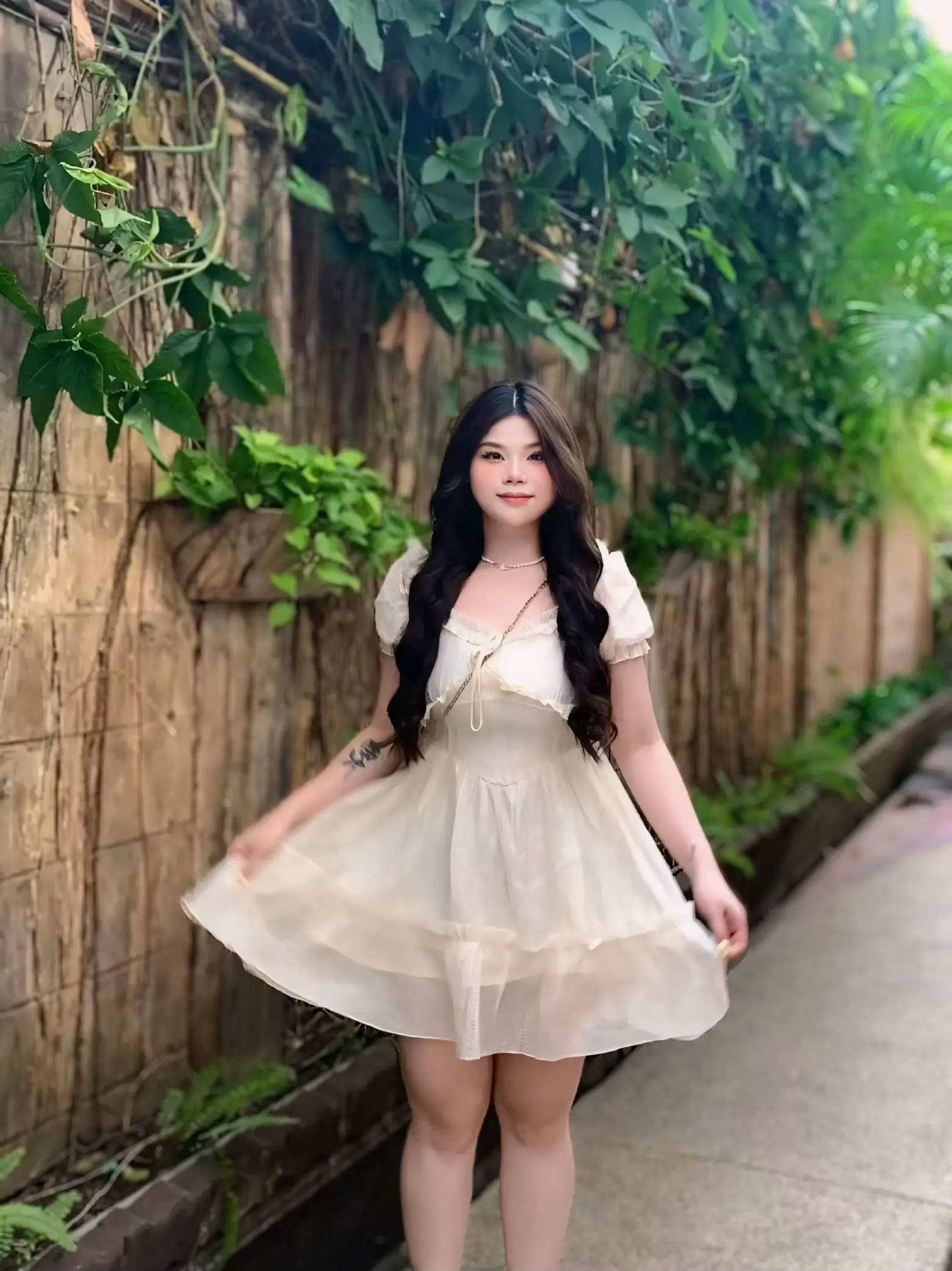 สาวอวบแต่งตัวไปคาเฟ่ | แกลเลอรีที่โพสต์โดย sinnye | Lemon8