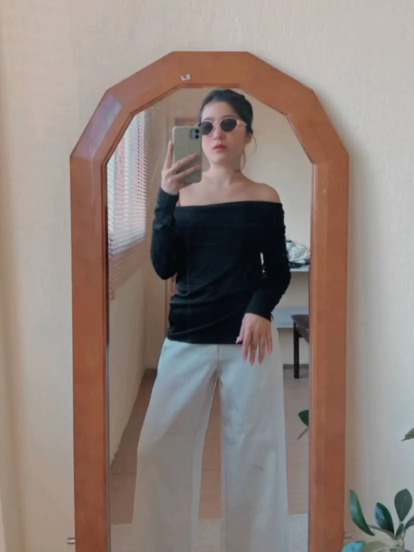 OOTD Today black & white | แกลเลอรีที่โพสต์โดย Widabloc | Lemon8