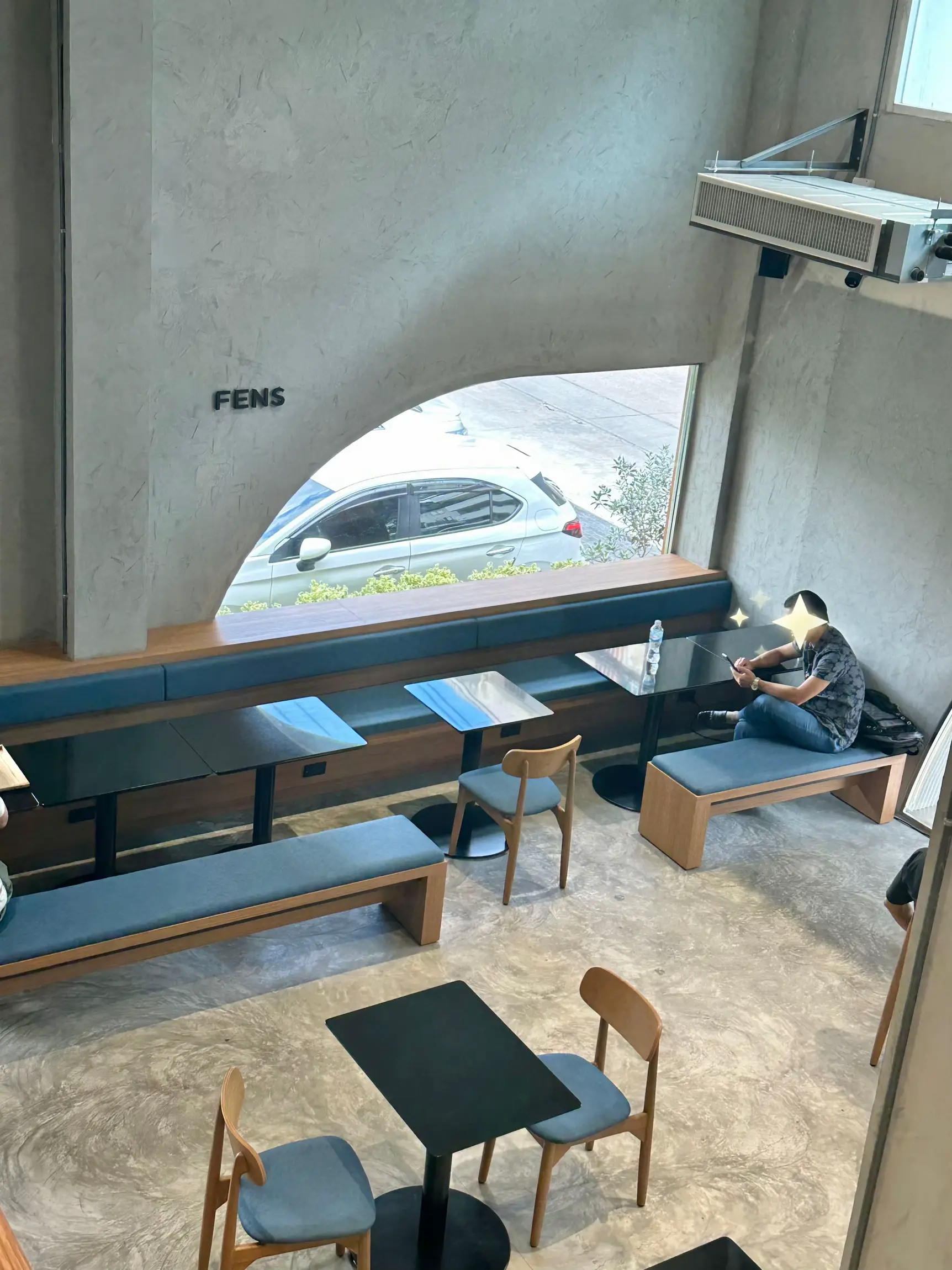 FENS Cafe คาเฟ่สไตล์ Loft ย่านศรีนครินทร์ ⌛️☕️ | แกลเลอรีที่โพสต์โดย ...