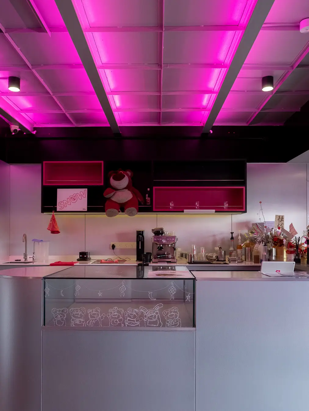 🥭🍧BINGSU NEON SHOP IN TAMAN PARAMOUNT🍧🥭 | แกลเลอรีที่โพสต์โดย d_chum ...