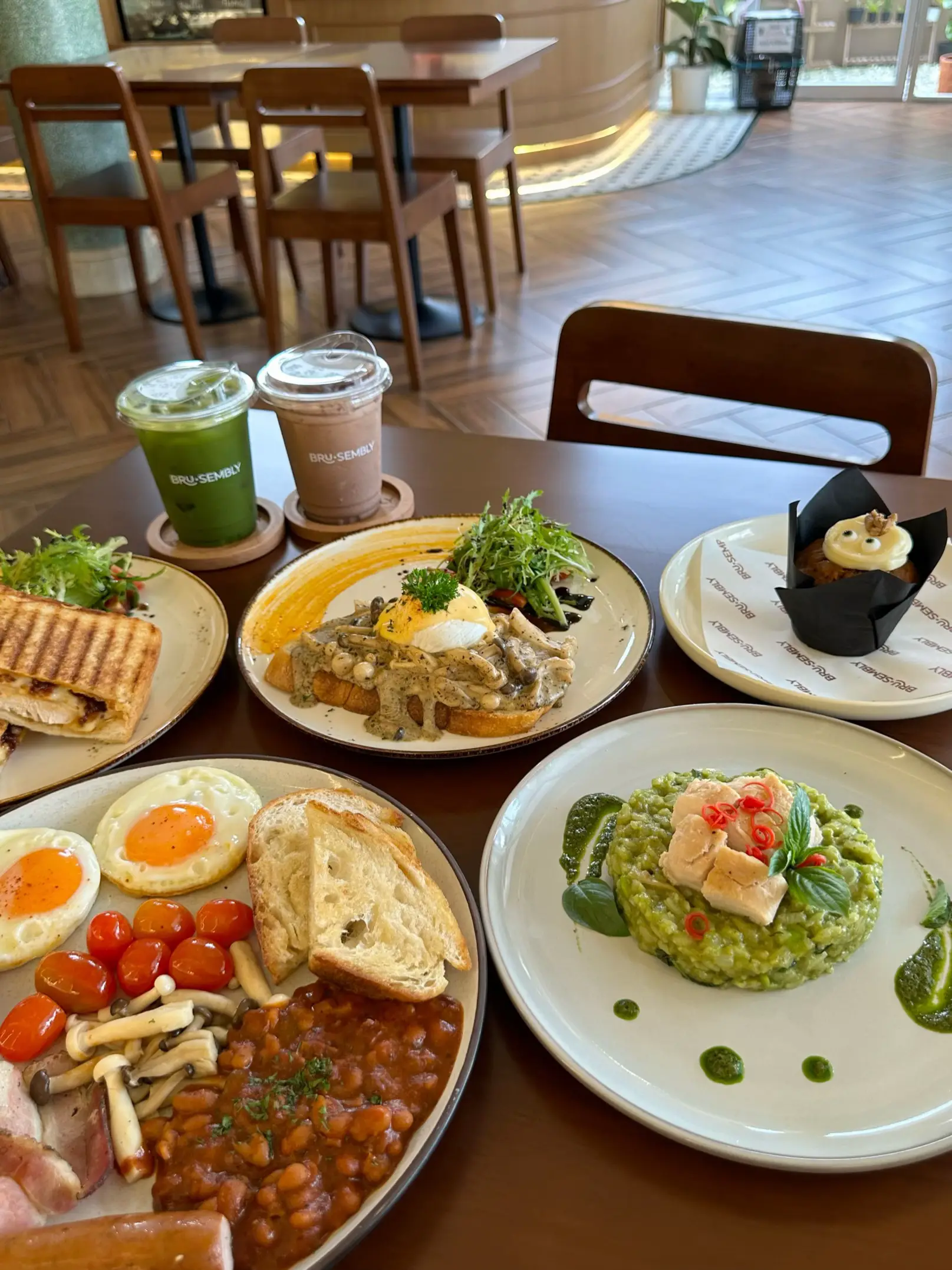 Bru-Sembly🍳 ร้าน Breakfast & Brunch เจริญนครIconsiam | แกลเลอรีที่โพสต์ ...