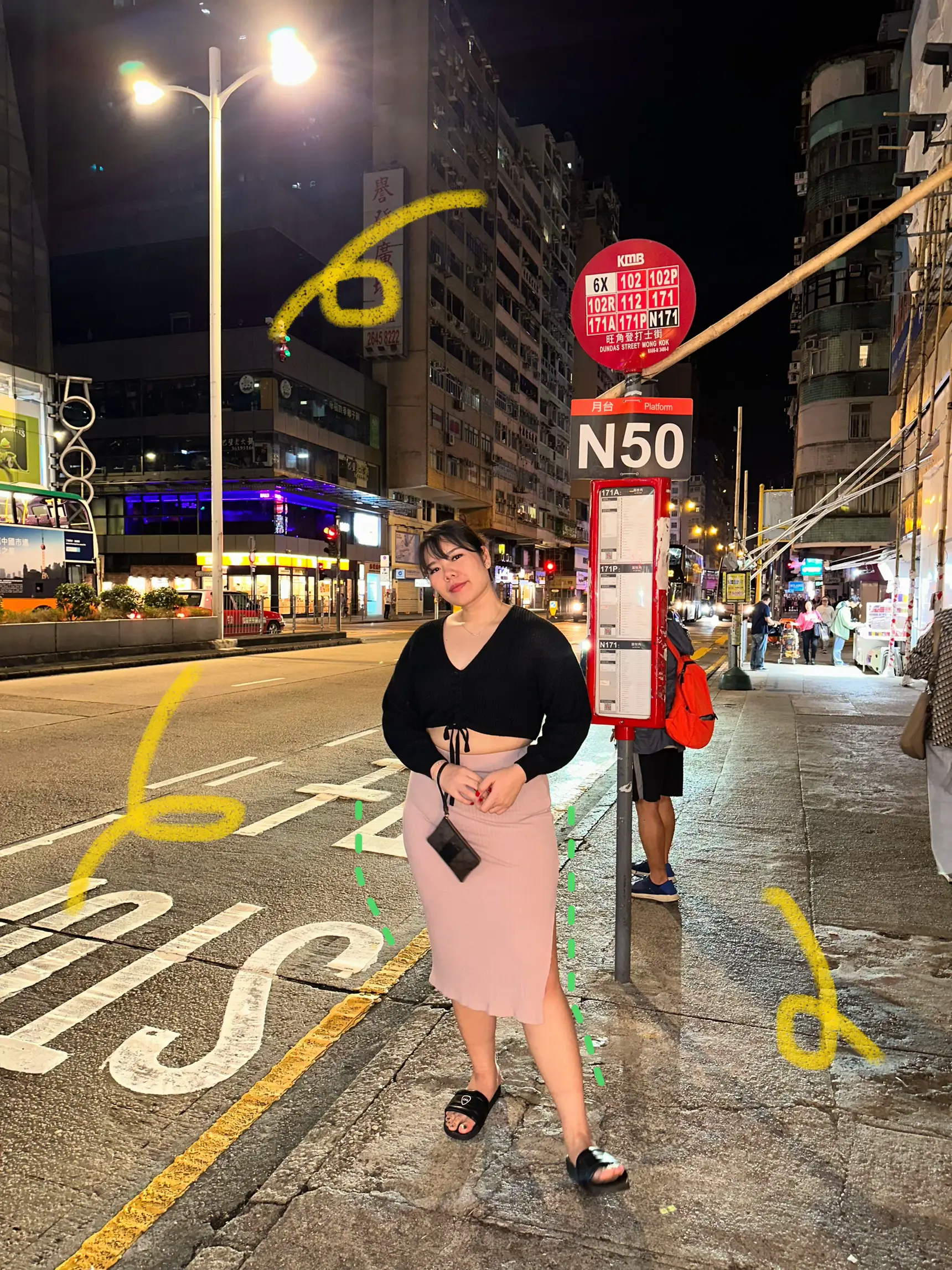 OOTD ในฮ่องกงยามค่ำคืน คนมองทั้งทาง!! | แกลเลอรีที่โพสต์โดย watch me ney ne | Lemon8