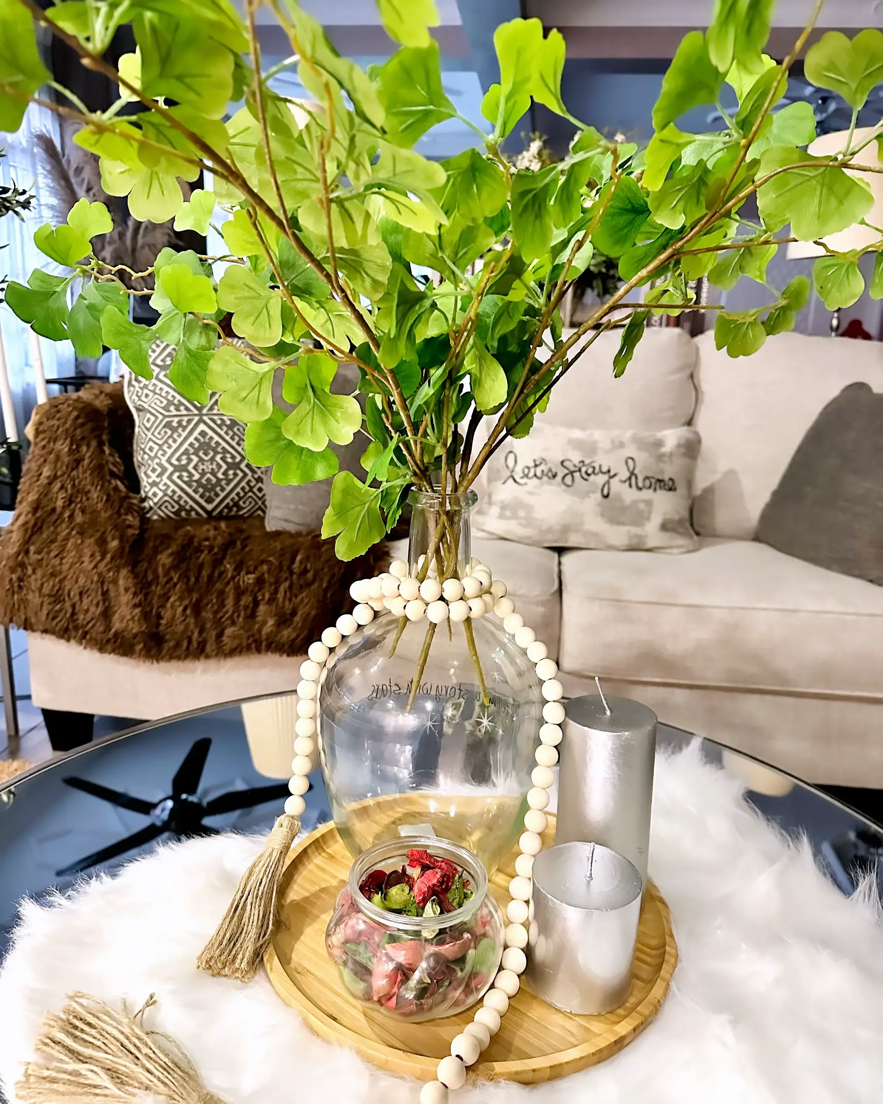 Coffee table decor | Galeri disiarkan oleh Mrs.Ai | Lemon8
