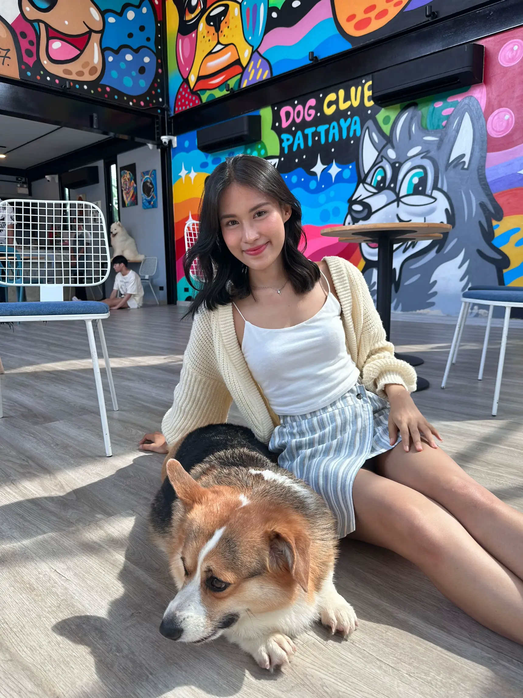 คาเฟ่น้อนหมา | แกลเลอรีที่โพสต์โดย Mali | Lemon8