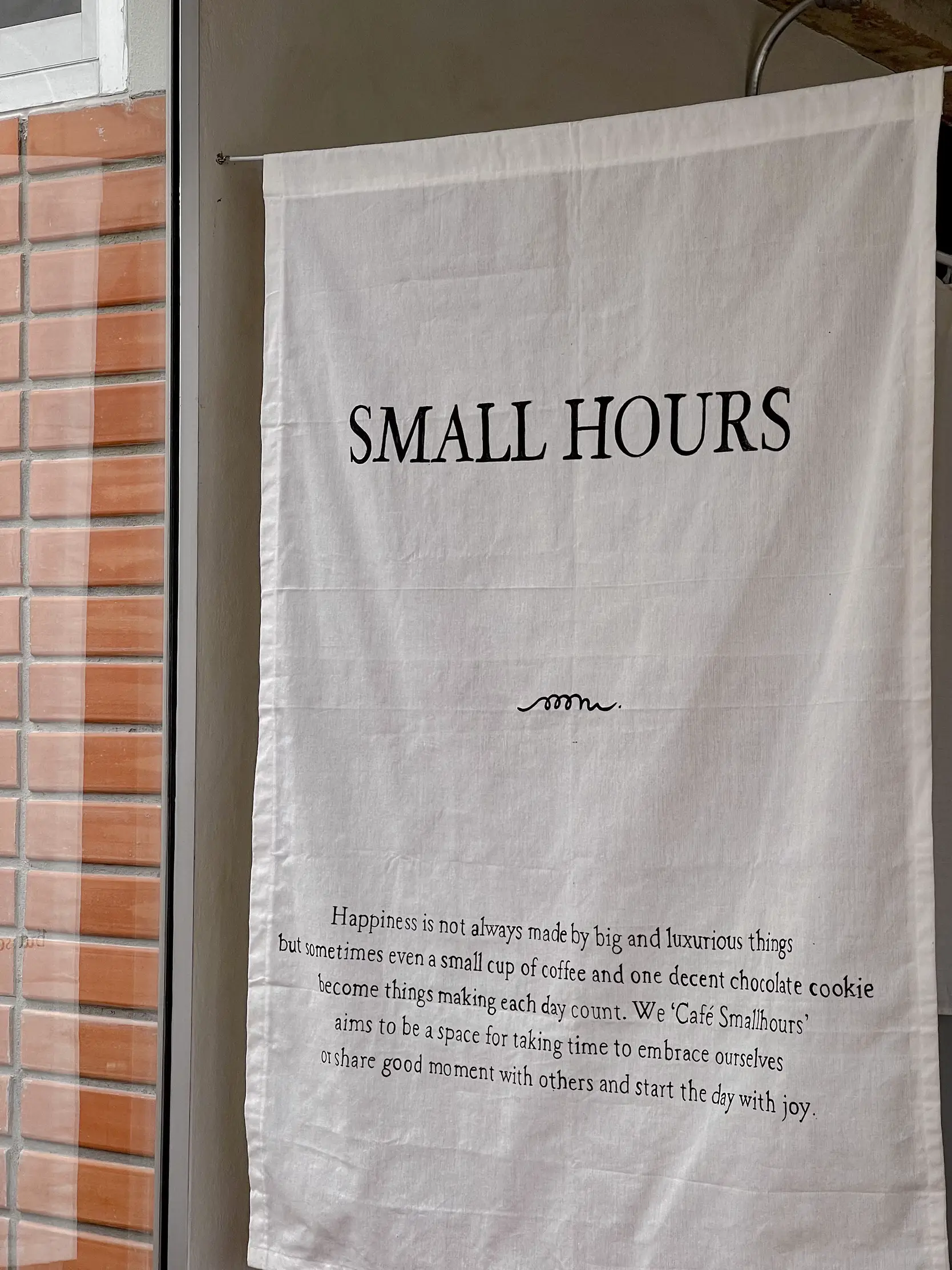 Cafe SMALL HOURS ร้านเกาหลีเกาใจย่ายลาดพร้าว 🇰🇷 | แกลเลอรีที่โพสต์โดย ปุ้ยไม่ใช่ปุ้ม🥓 | Lemon8