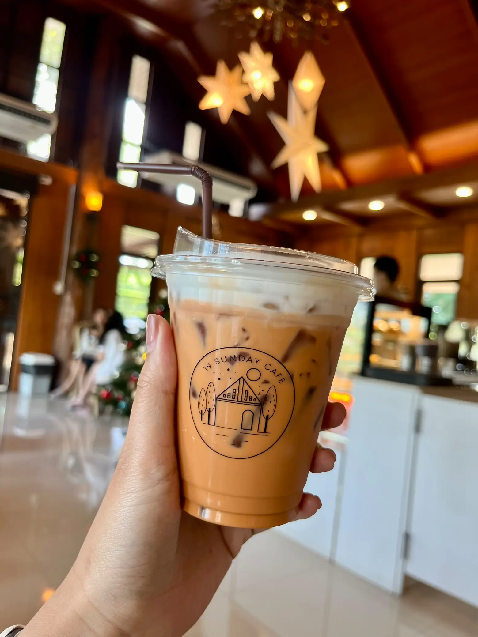 19 Sunday cafe คาเฟ่ลับที่ไม่ลับ กลางเมืองแปดริ้ว | แกลเลอรีที่โพสต์โดย ...