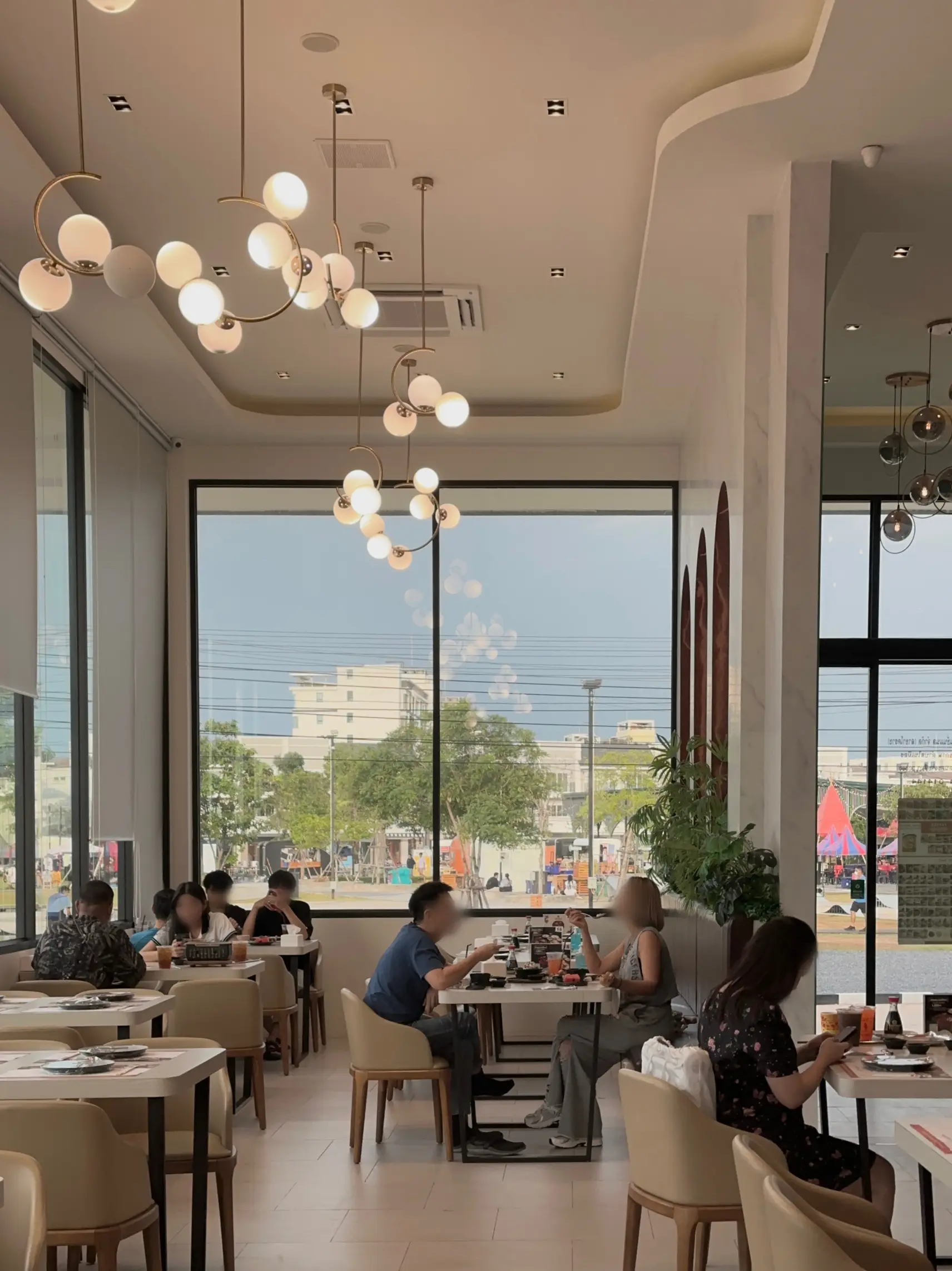 Papper Inter Buffet Korat กินให้จุก 3 ชั่วโมงเต็ม 🍛🍱🥘 | แกลเลอรีที่โพสต์โดย Niiwww | Lemon8