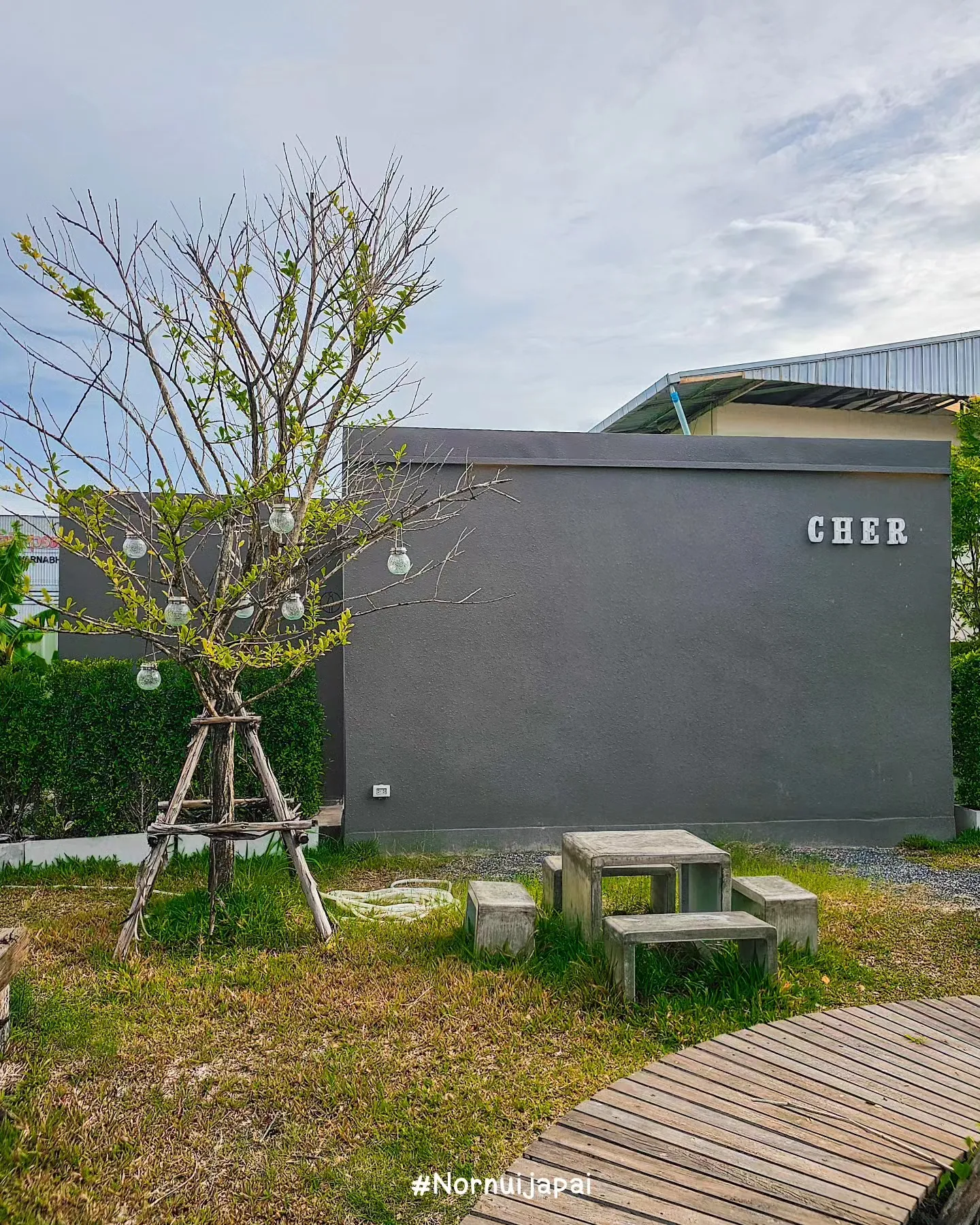 คาเฟ่เปิดใหม่ย่านลาดกระบัง | แกลเลอรีที่โพสต์โดย noonui | Lemon8