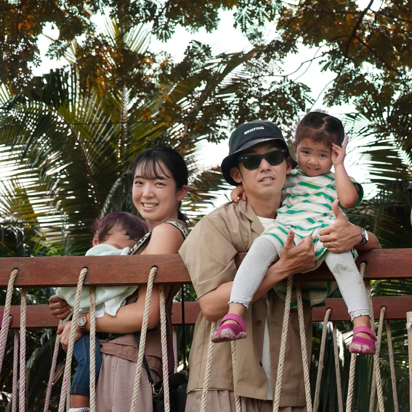 THREE | แกลเลอรีที่โพสต์โดย Three Iconic | Lemon8