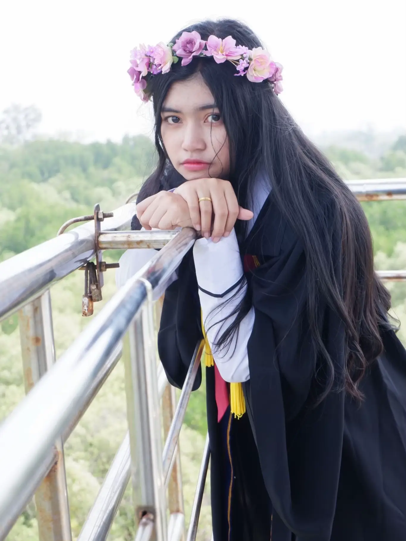 ไอเดียถ่ายรูปเรียนจบ📸 | แกลเลอรีที่โพสต์โดย Porn_pim | Lemon8