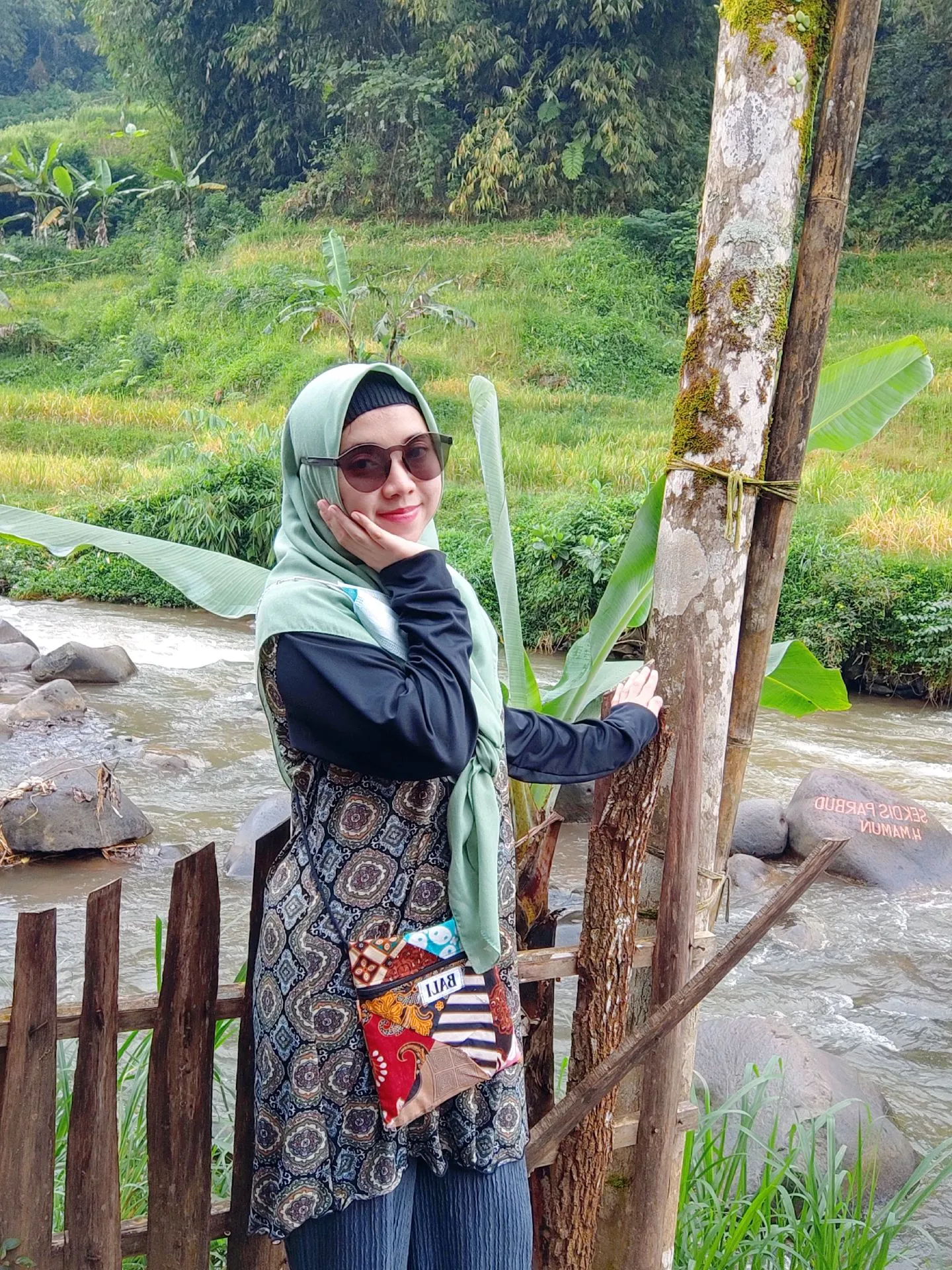 🚣‍♀️Tempat Main Body Rafting Di Garut 🏊‍♀️ | Galeri diposting oleh Fauzia Nurf | Lemon8