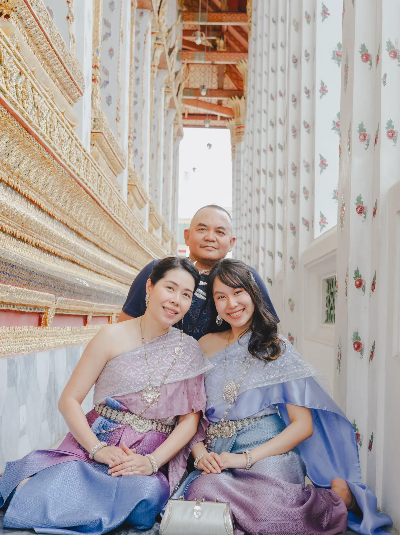 เช่าชุดไทยถ่ายภาพ | แกลเลอรีที่โพสต์โดย Pim_k | Lemon8