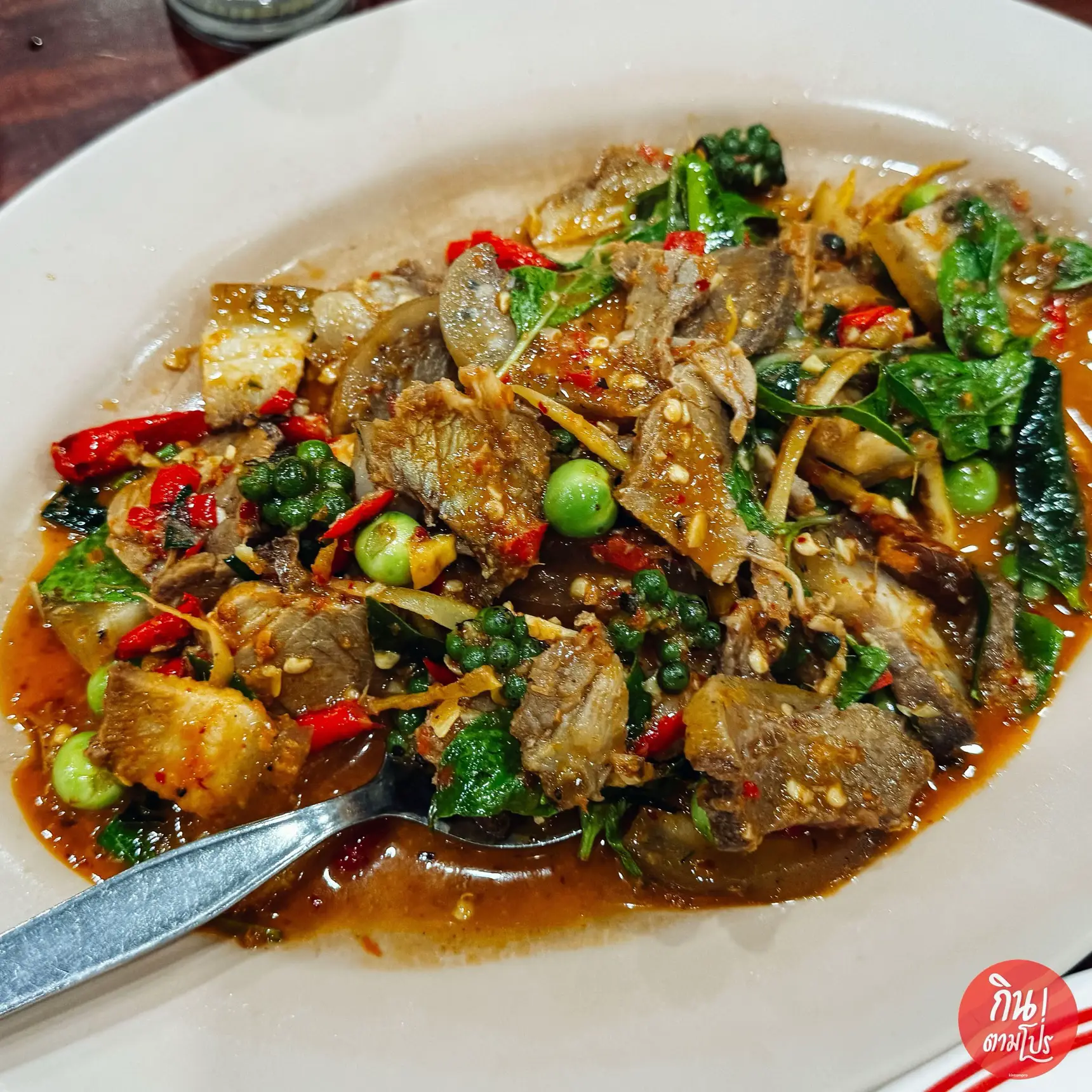 The legend of the pig's leg, the queen of Buriram. | Gallery posted by ...