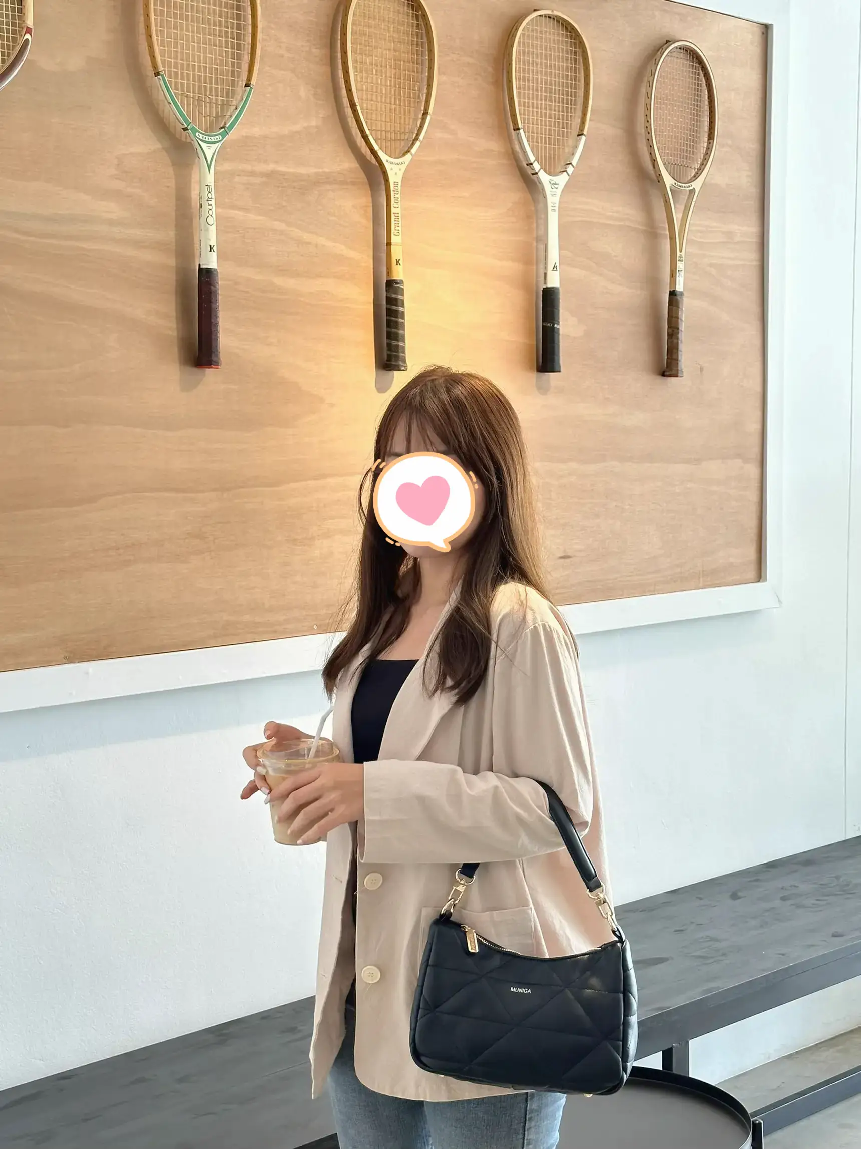 MUNIGA NYLA | รีวิวกระเป๋าสะพายลูกรัก 🫶🏻 | แกลเลอรีที่โพสต์โดย AeNine _ss | Lemon8