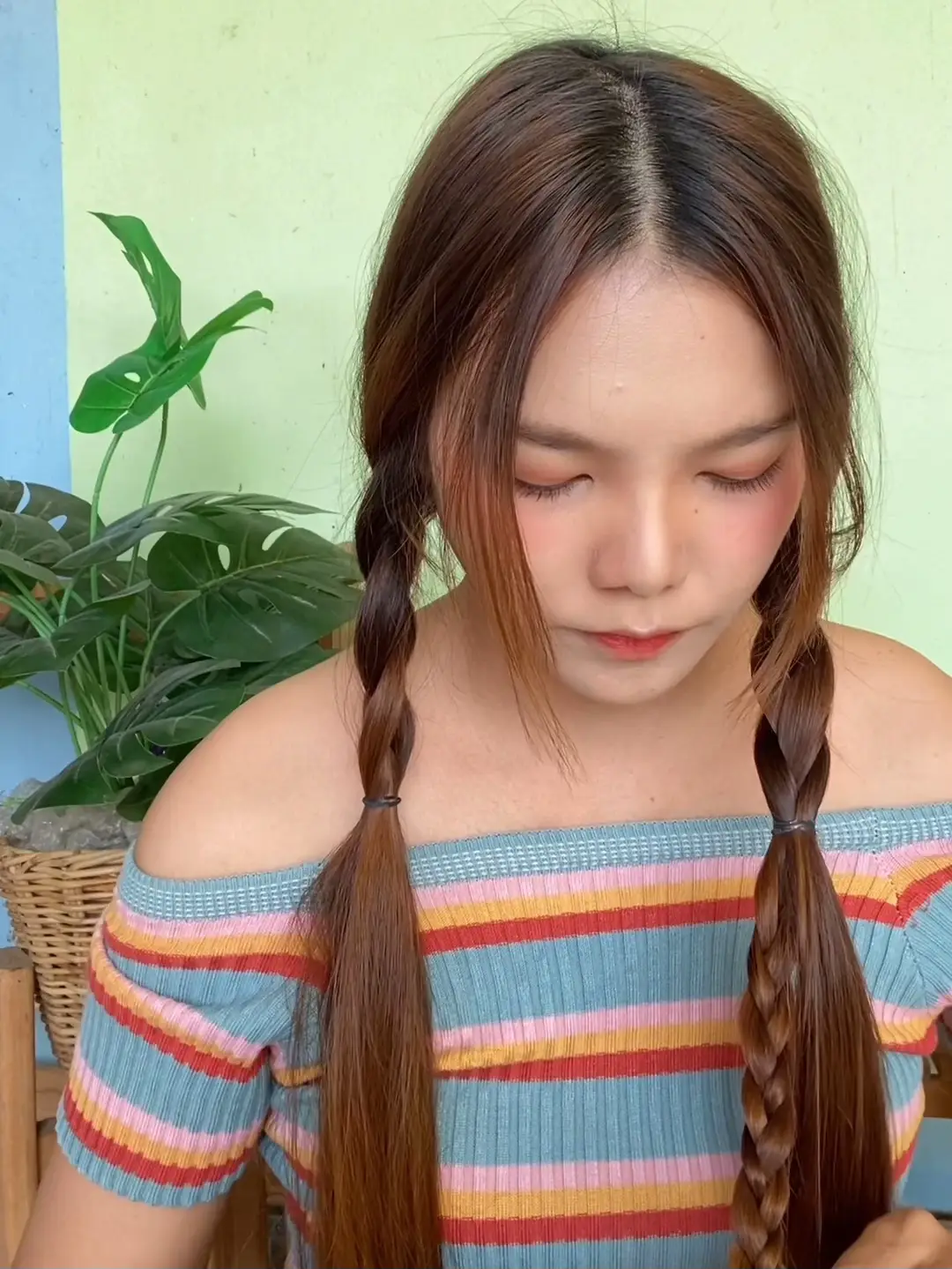 シックな方法でかわいい三つ編みを教える | Kultida Kabjunの投稿動画 | Lemon8