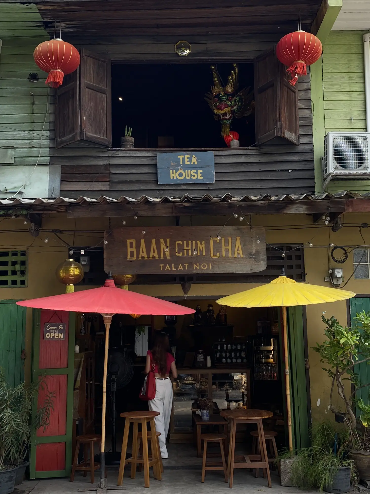 คาเฟ่โฮมมี่ ฟีลกู๊ด ตกแจ่งสไตล์จีน ย่านตลาดน้อย เจริญกรุง 🪭🏮🍵 | แกลเลอรีที่โพสต์โดย mellowbeano ...