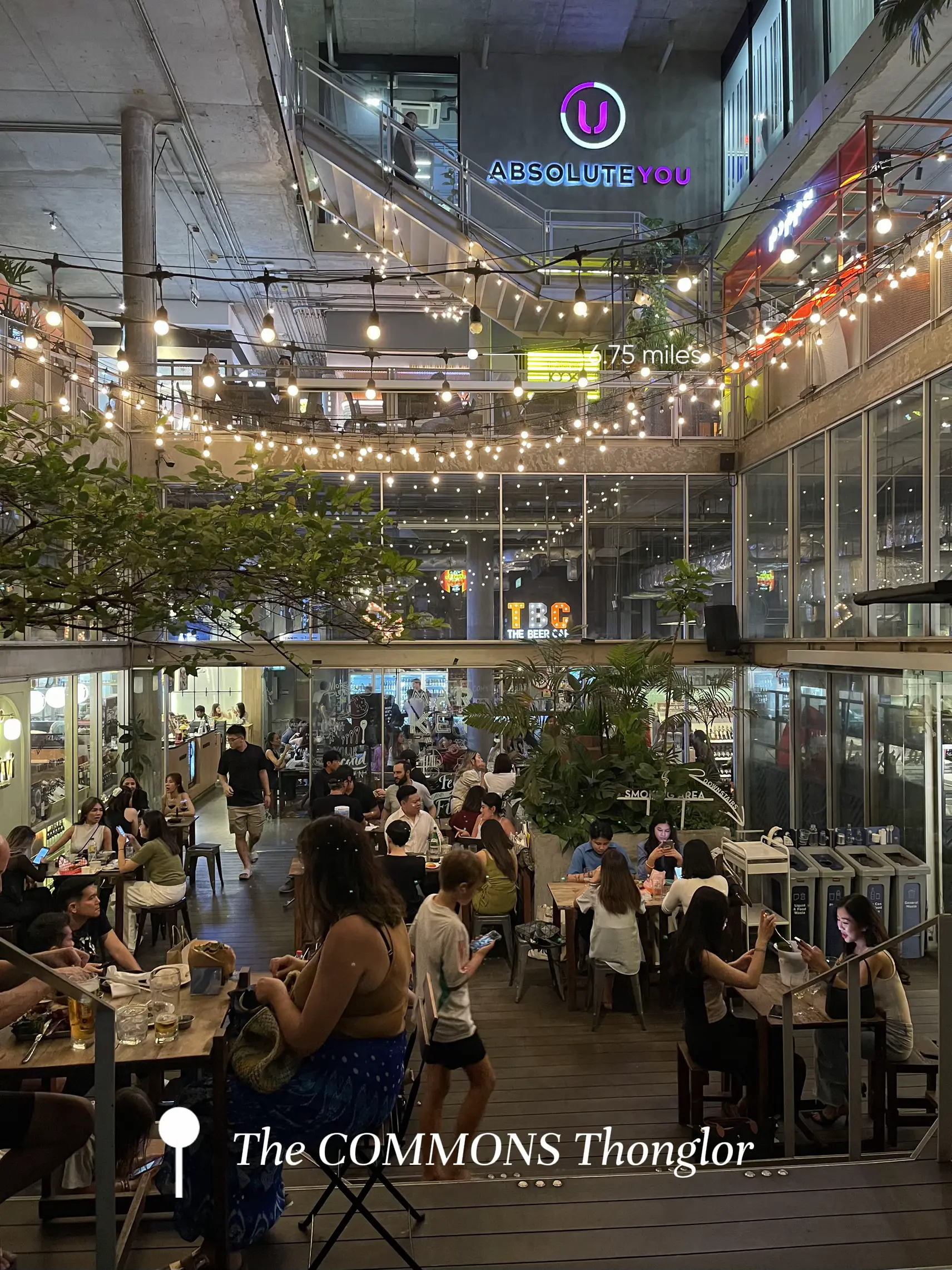 The COMMONS Thonglor สถานที่นั่งชิว เม้ามอยกับเพื่อนสาว ! | แกลเลอรีที่ ...