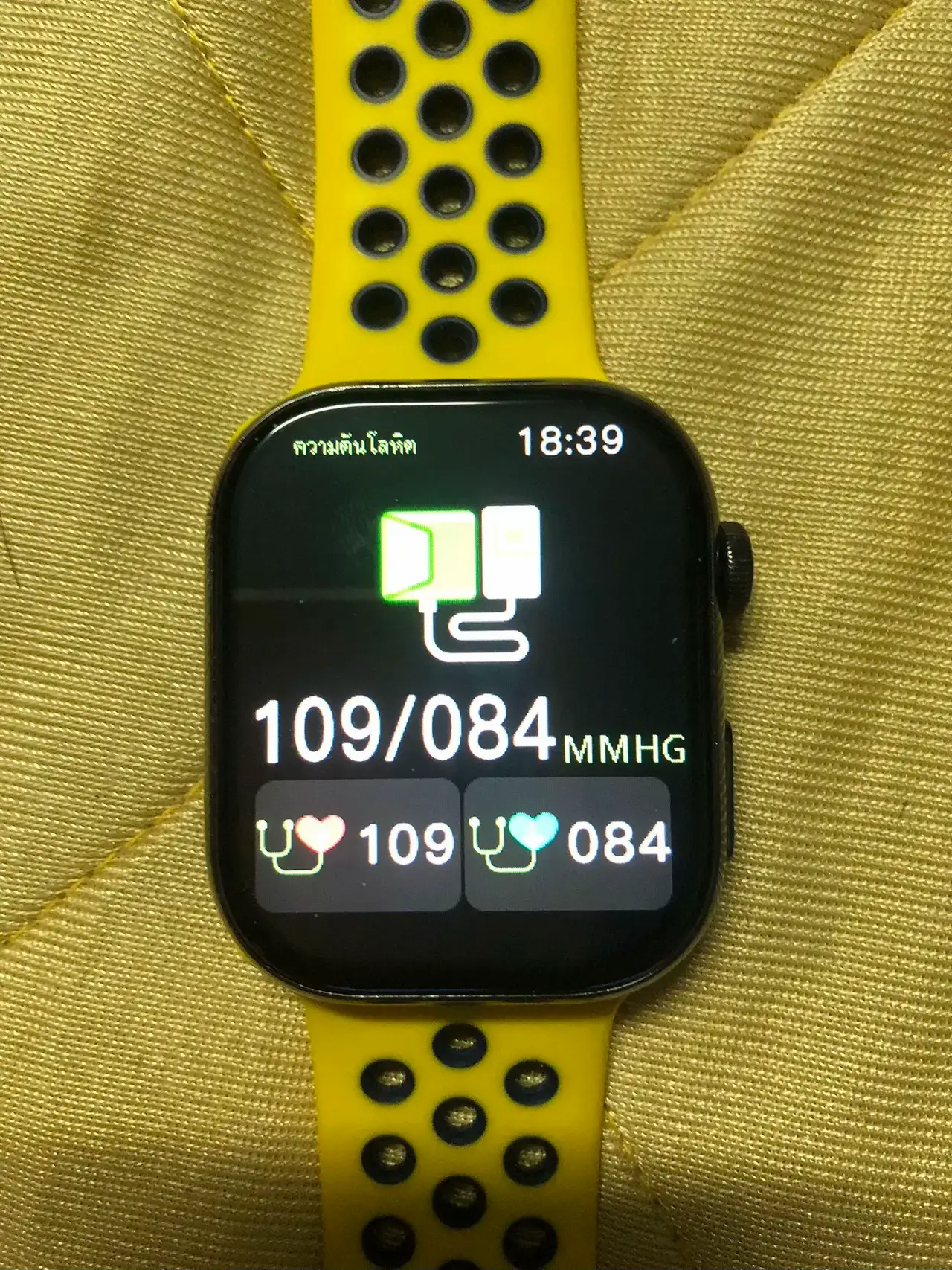 ๑๐/๔/๒๕๖๗ | แกลเลอรีที่โพสต์โดย Eak Kapowkai | Lemon8