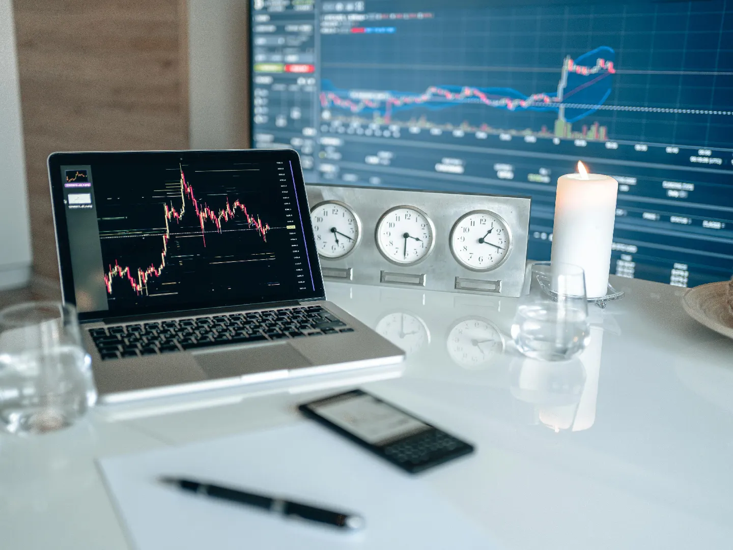 What is fundamental analysis in currency trading? | 2025 real user ...