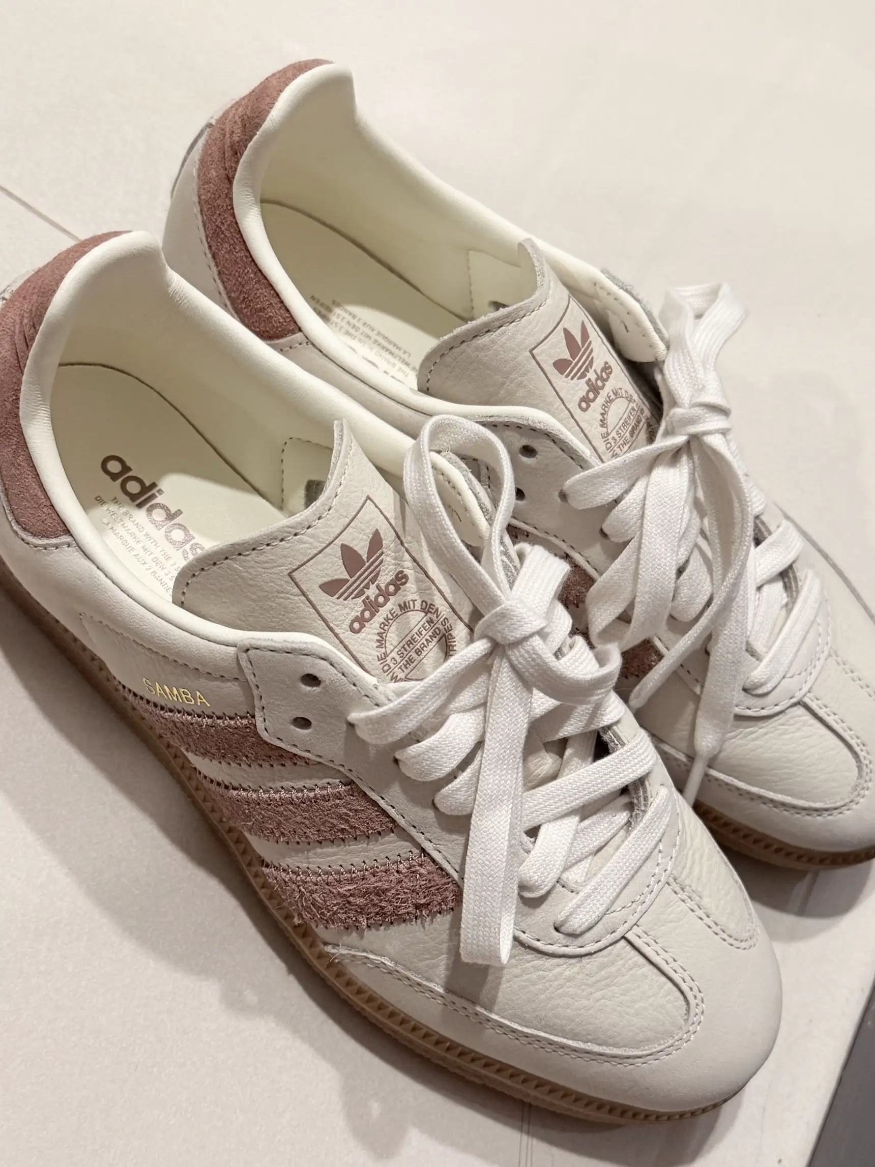 Adidas Samba limited color | แกลเลอรีที่โพสต์โดย PINKPONY | Lemon8