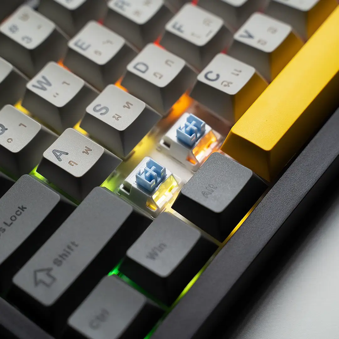 Ajazz AK820 Pro TFT Screen Tri-Mod Flying Fish | แกลเลอรีที่โพสต์โดย ...