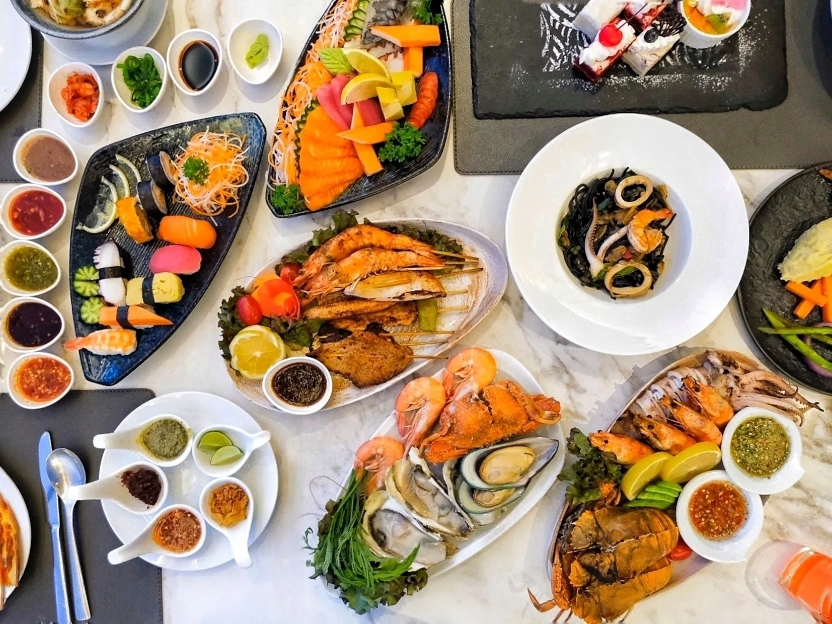 Orbit Restaurant บุฟเฟ่ต์ซีฟู้ด ไม่จำกัดเวลา | แกลเลอรีที่โพสต์โดย Tiew ...