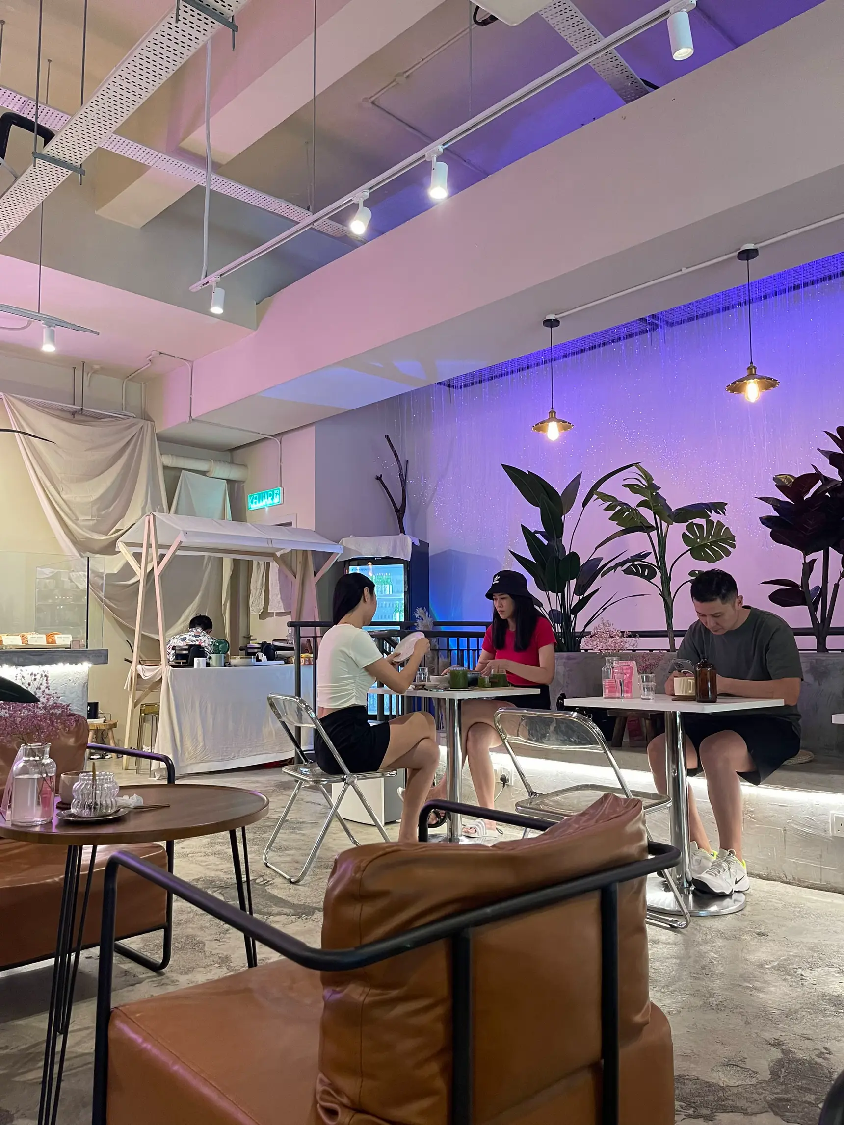 Date Ideas around Mont Kiara | Galeri disiarkan oleh Manda Amanda | Lemon8