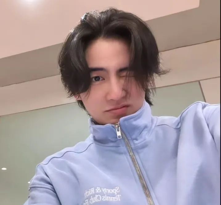 แจกรูปโปรไฟล์ ฮาร์ท BUS | แกลเลอรีที่โพสต์โดย Nichaphat แก้ม | Lemon8