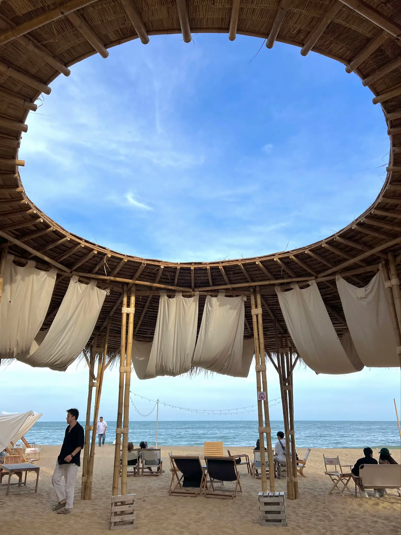 คาเฟ่ติดชายหาด หัวหิน Bamp ! ☀️🌊 | แกลเลอรีที่โพสต์โดย เด็กชายภีม 🥦 ...