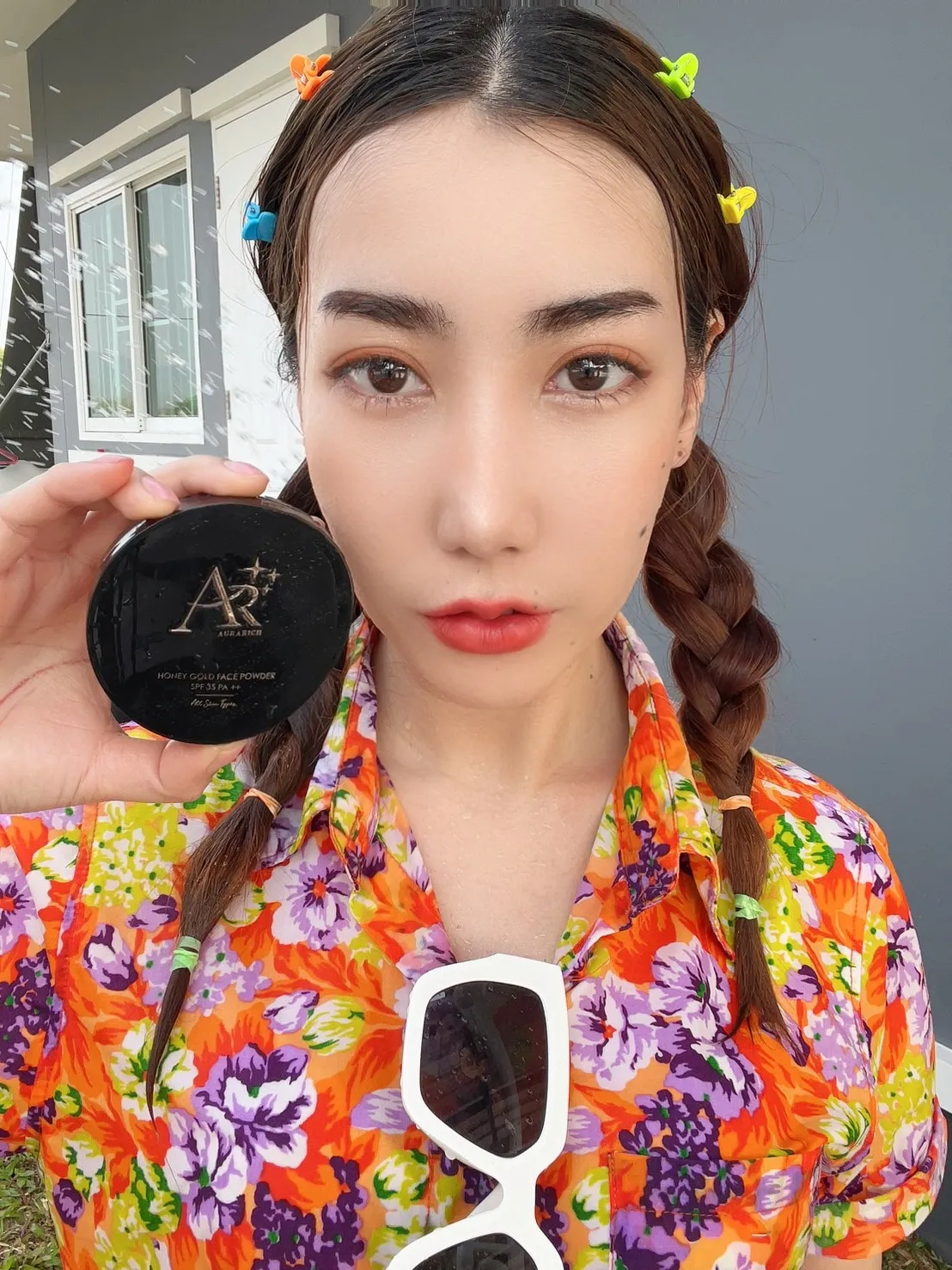 สงกรานต์นี้หน้าเป๊ะ ไม่กลัวหลุด 💦 | แกลเลอรีที่โพสต์โดย PANGCAKE 💄 | Lemon8