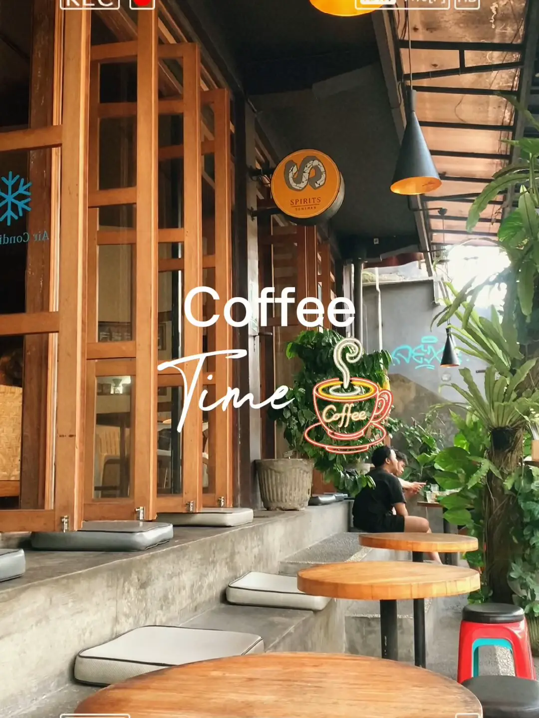 SENIMAN COFFEE UBUD BALI! | Video dipublikasikan oleh Igustiagratudwn | Lemon8