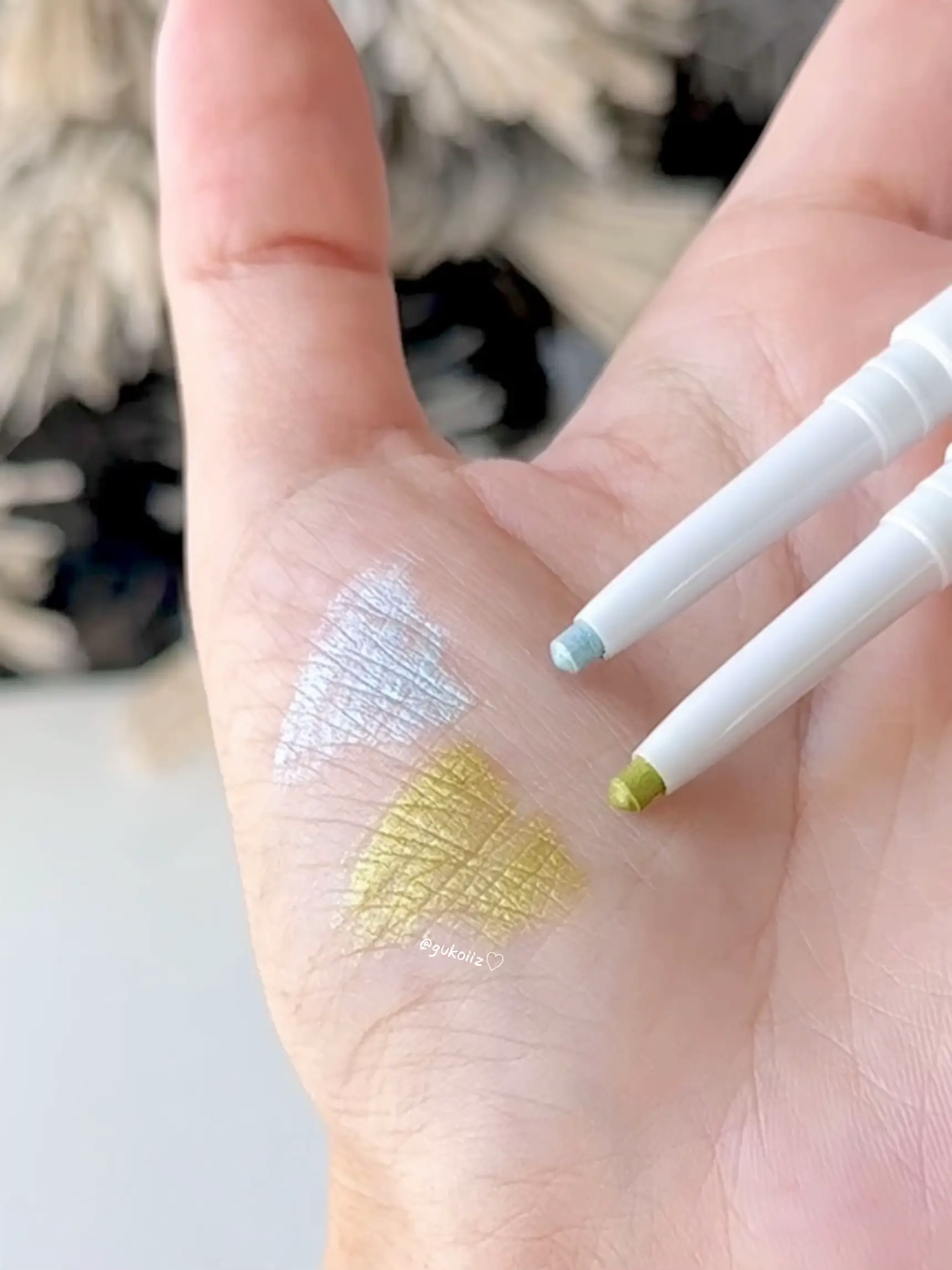 MAC Bizarre Blizzard Bash | แกลเลอรีที่โพสต์โดย gukoiiz | Lemon8