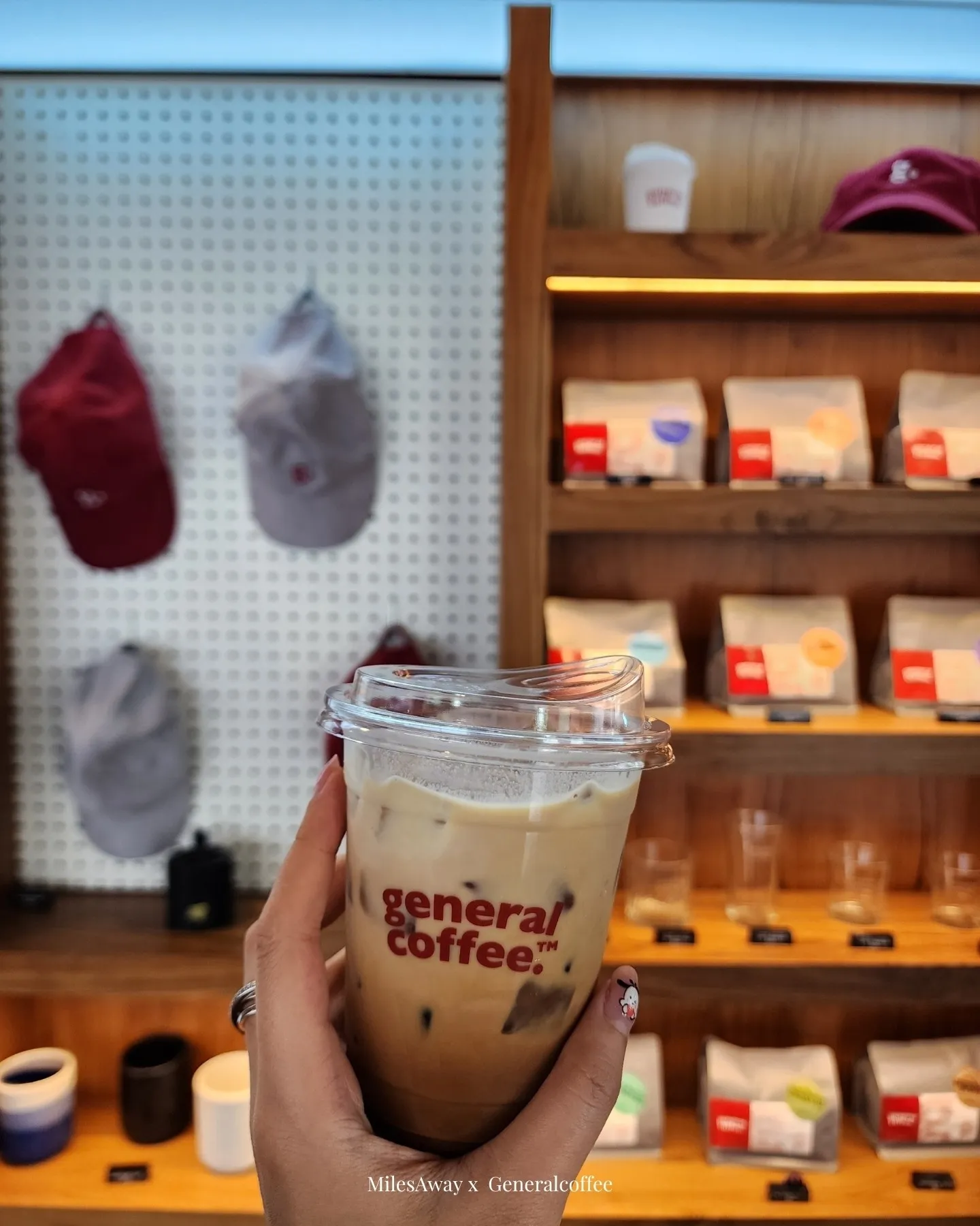 คาเฟ่GeneralCoffeeที่รสชาติไม่General | แกลเลอรีที่โพสต์โดย Miles Away | Lemon8