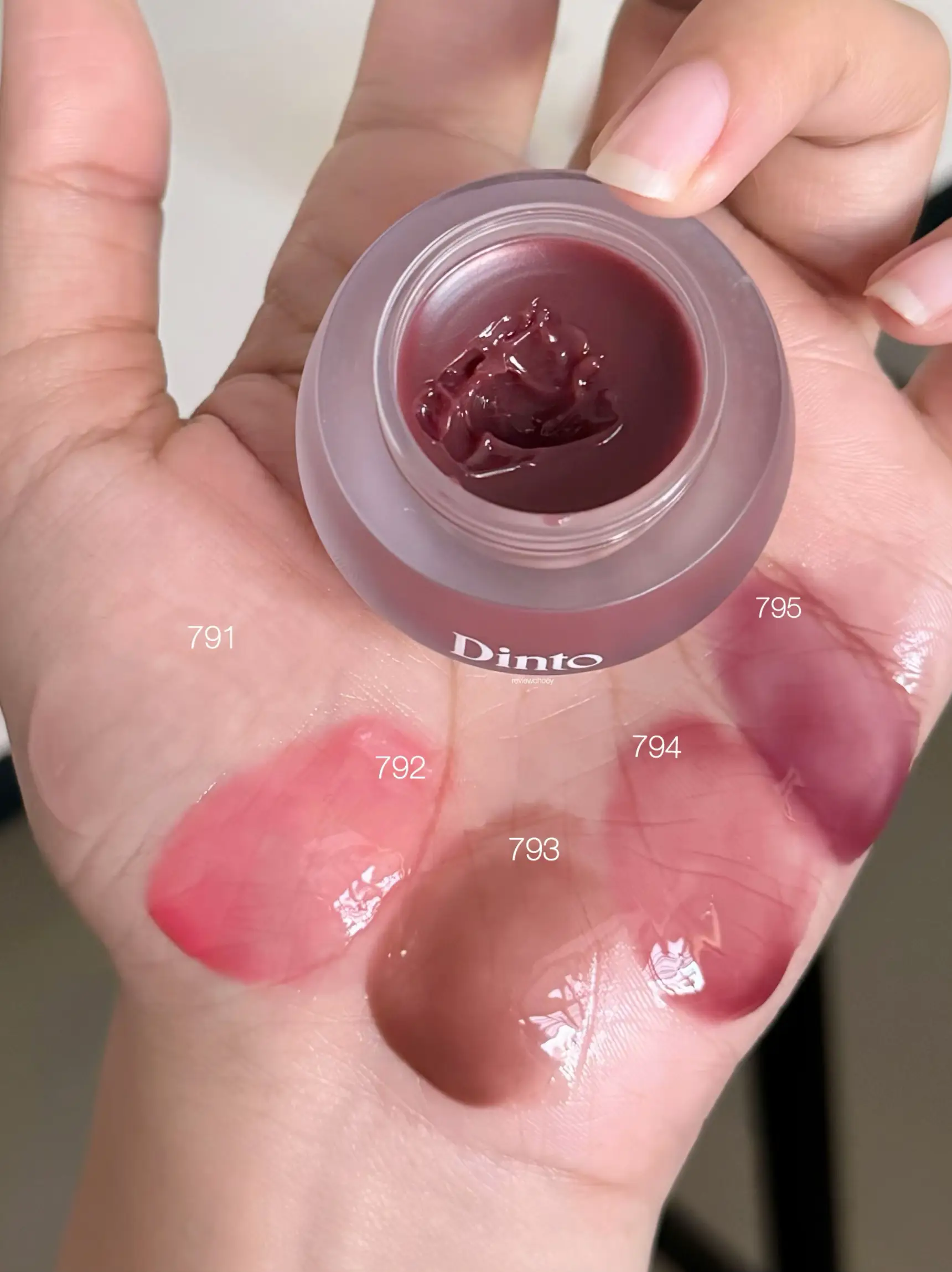 ลิปมาส์ก dinto ชุ่มชื้นมากก | แกลเลอรีที่โพสต์โดย รีวิวเฉยๆ | Lemon8