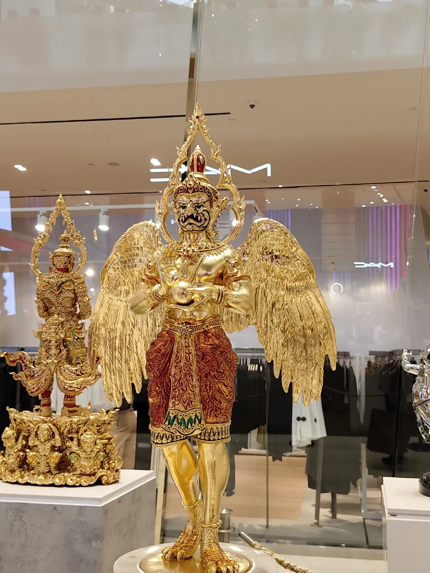 icon siam | แกลเลอรีที่โพสต์โดย ป๋าตะวัน | Lemon8