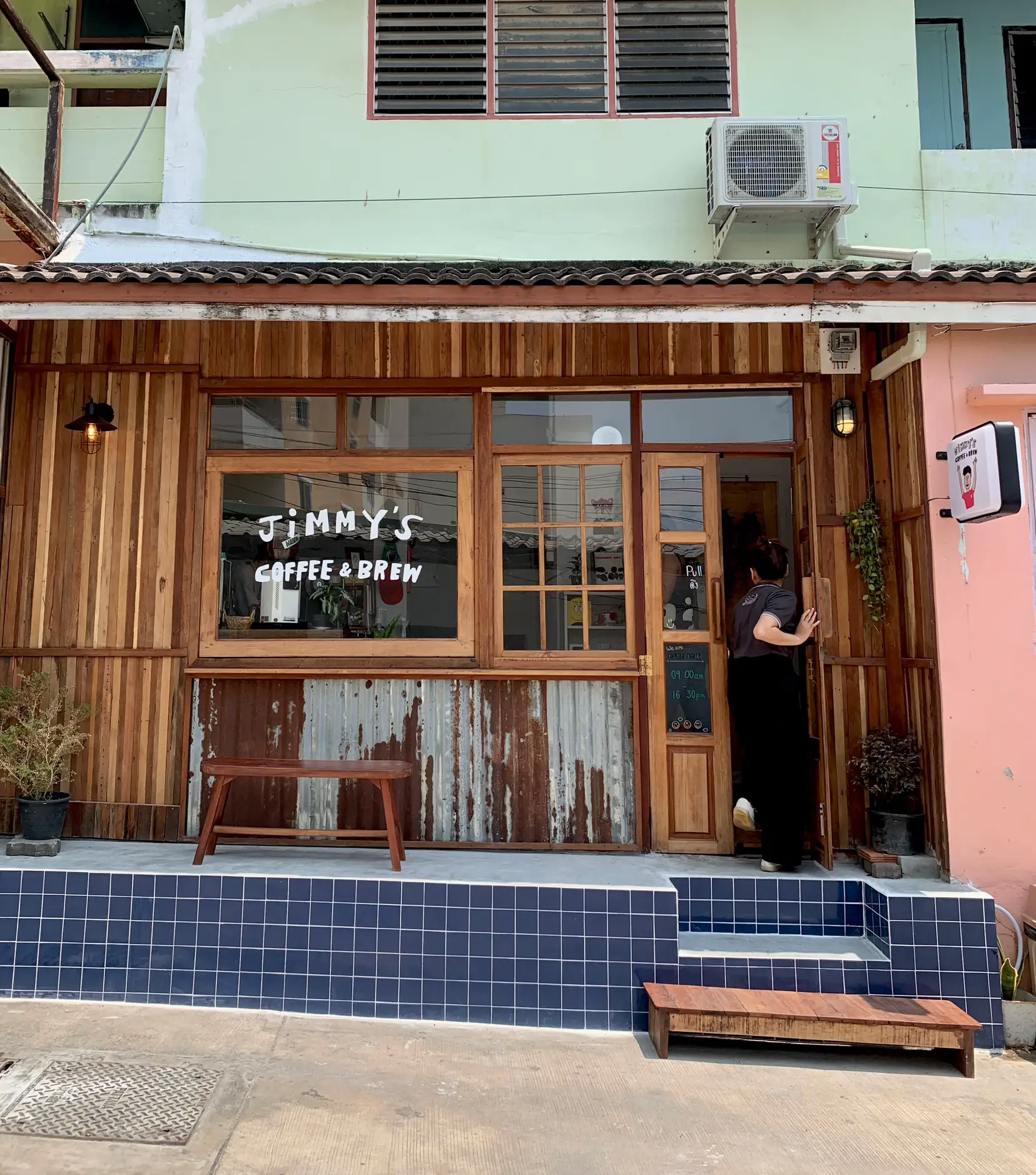 Jimmy’s Coffee And Brew🫶🏻 #คาเฟ่เล็กๆที่อบอุ่นและเป็นกันเอง | แกลเลอรี ...