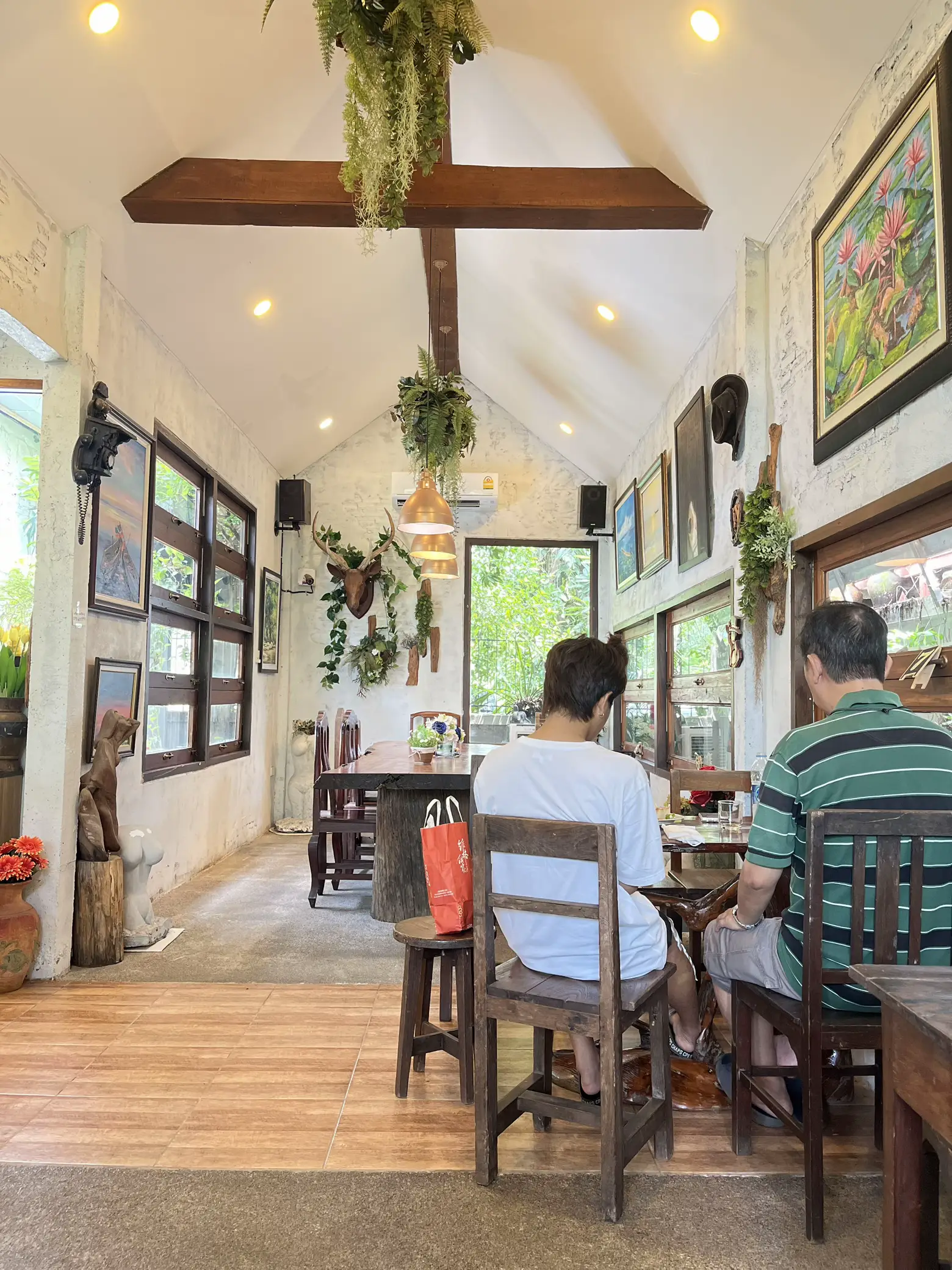 Coffee Gallery🎨☕️ | แกลเลอรีที่โพสต์โดย 𝚛𝚊𝚠𝚎𝚎 | Lemon8