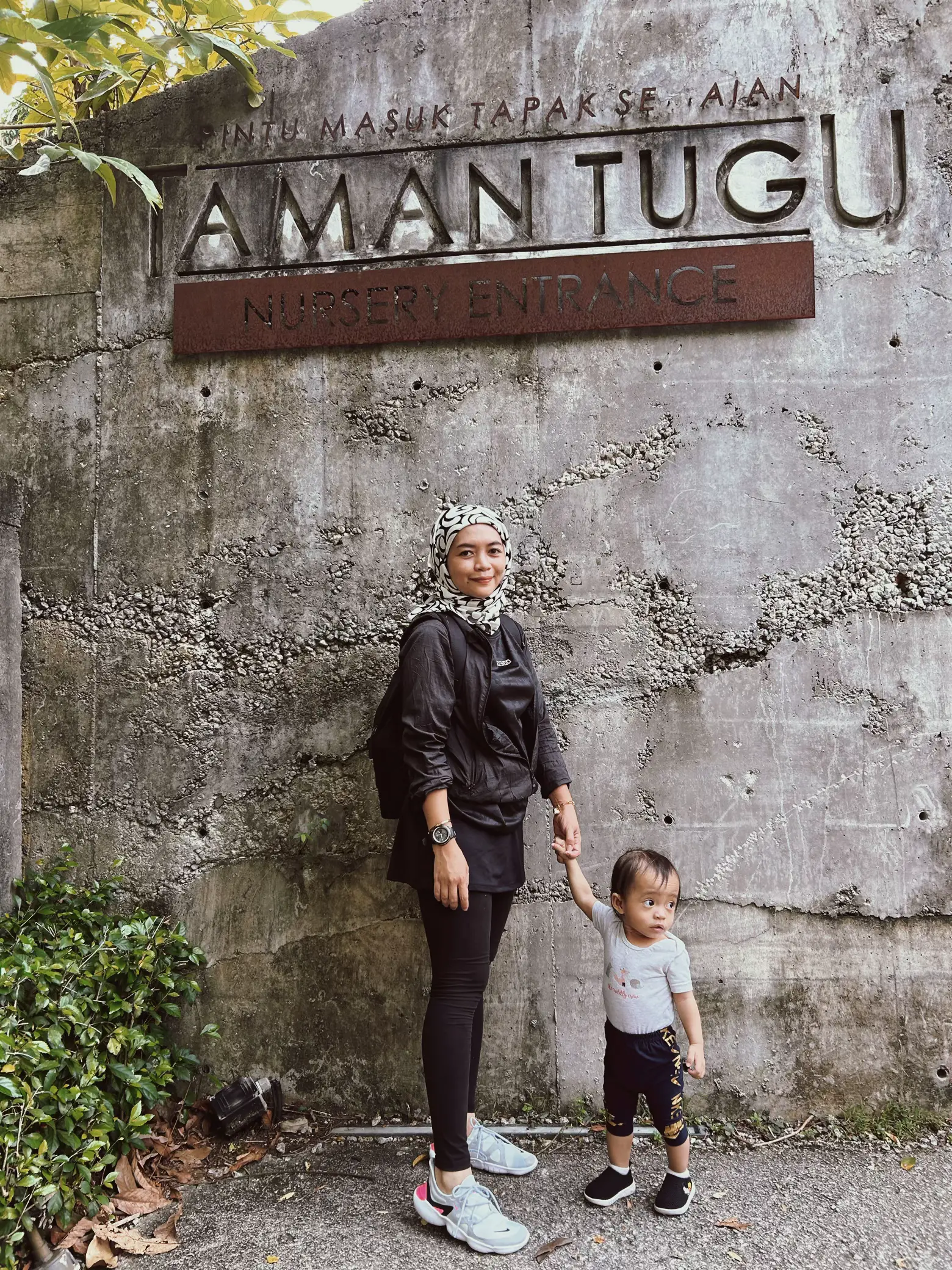 Hiking Bukit Tunku KL | Galeri disiarkan oleh deedayang | Lemon8