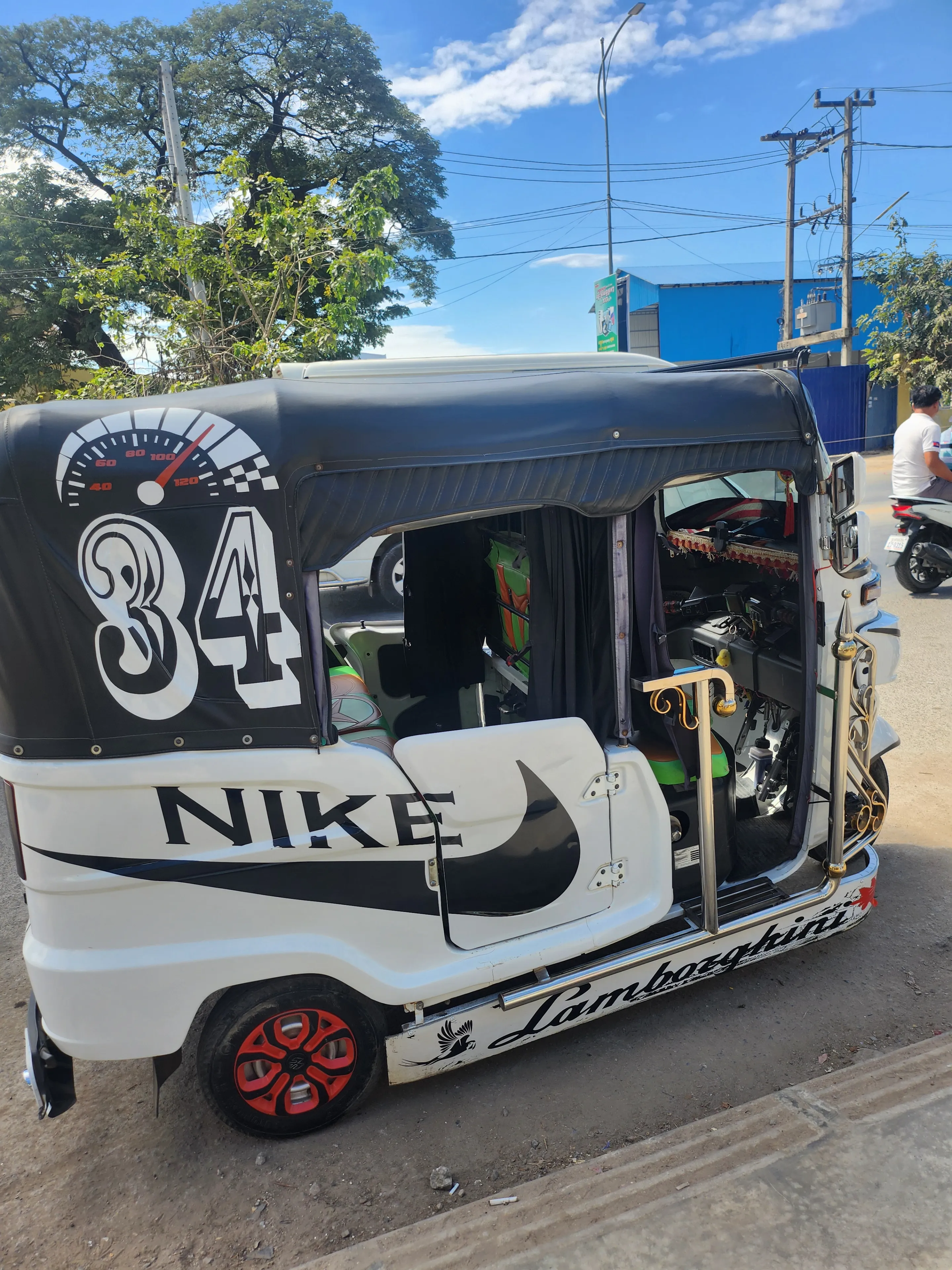 angkor holiday hotel เสียมเรียบ กัมพูชา | แกลเลอรีที่โพสต์โดย นุช👌👌👌 | Lemon8