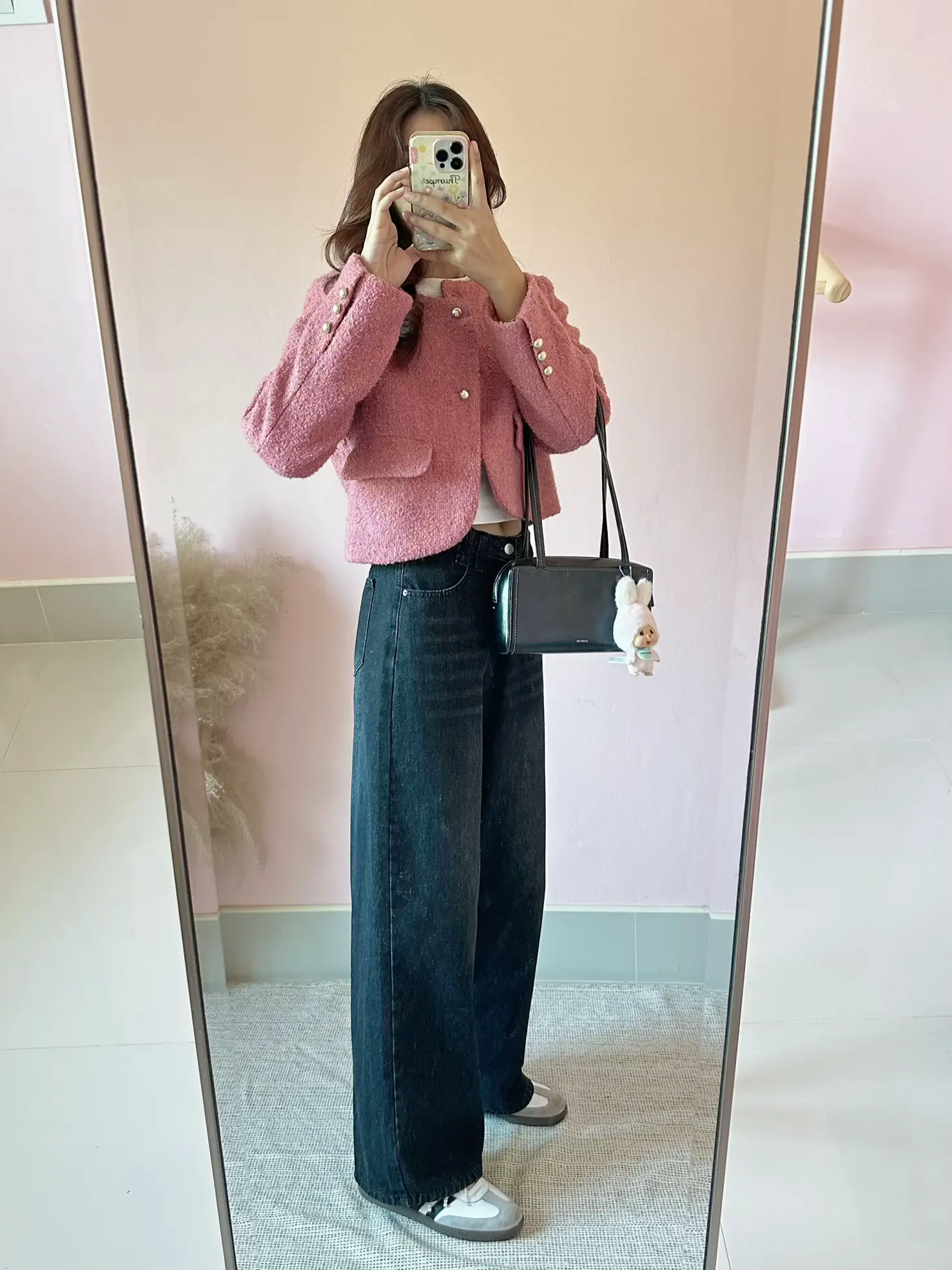 OOTD I Valentine’s Day Outfit Ideas🌷 | แกลเลอรีที่โพสต์โดย J_ style🍒 | Lemon8