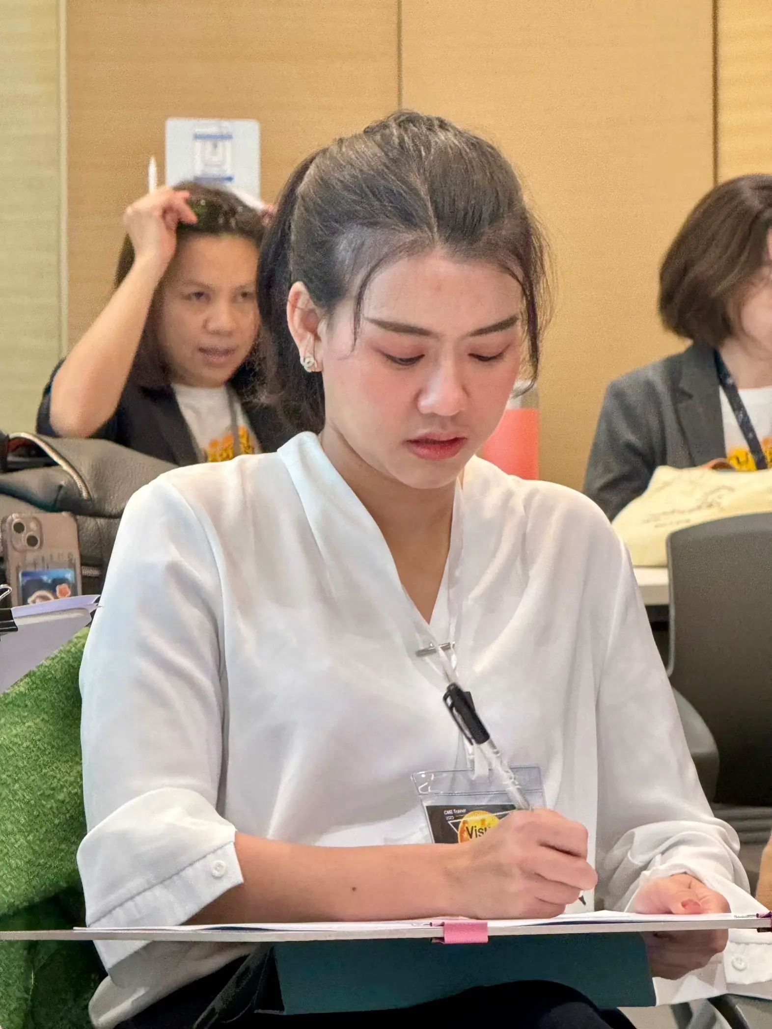 วันนี้น้ำมาเรียน “Visual Explain เล่าเป็น เห็นภาพชัด | แกลเลอรีที่โพสต์โดย Namfinance | Lemon8